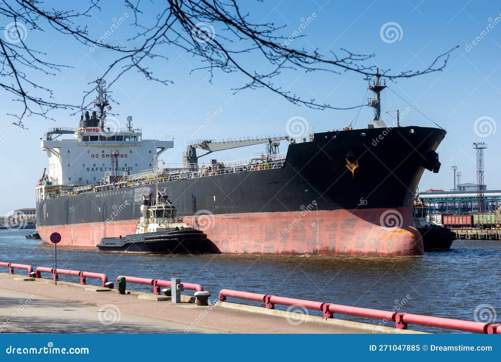 Three Tug-boots Pushing Big Ship Editorial Image - Image of business ...