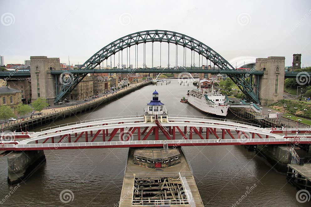 Three Tyne Bridges stock photo. Image of geordie, green - 5547530