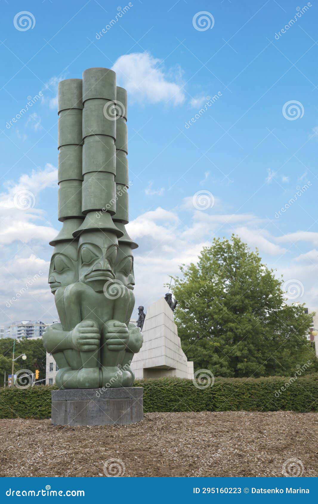 Three Watchmen Totem Pole Monument in Ottawa Editorial Stock Photo ...