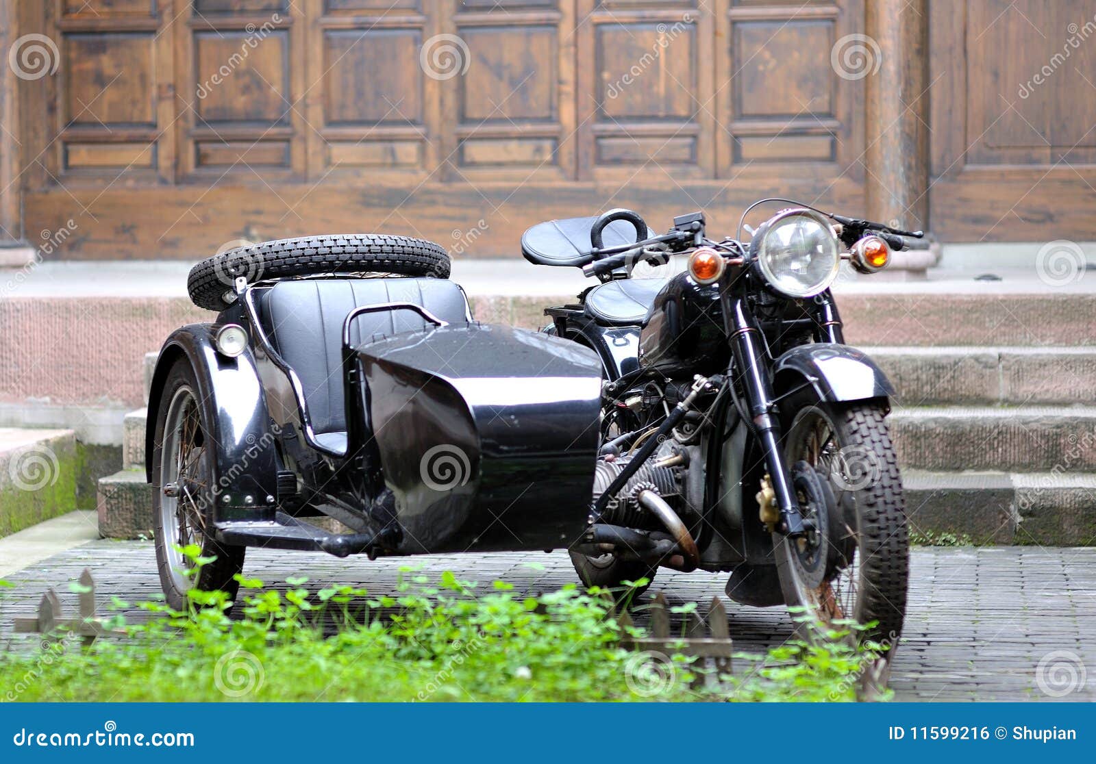 Three-wheeled motorcycle stock photo. Image of transportation - 11599216