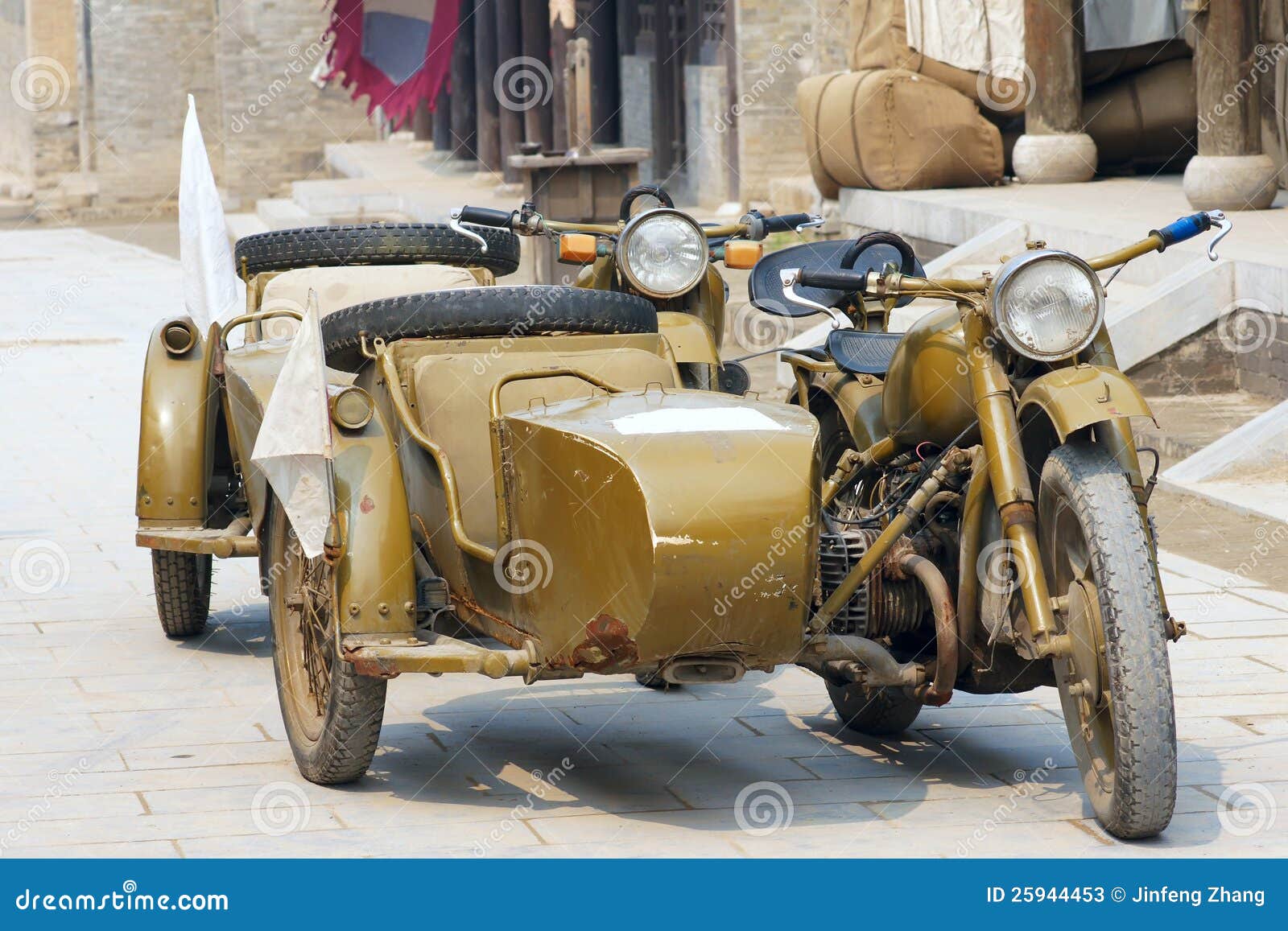 Three-wheeled motorcycle stock image. Image of moto, tricycle - 25944453