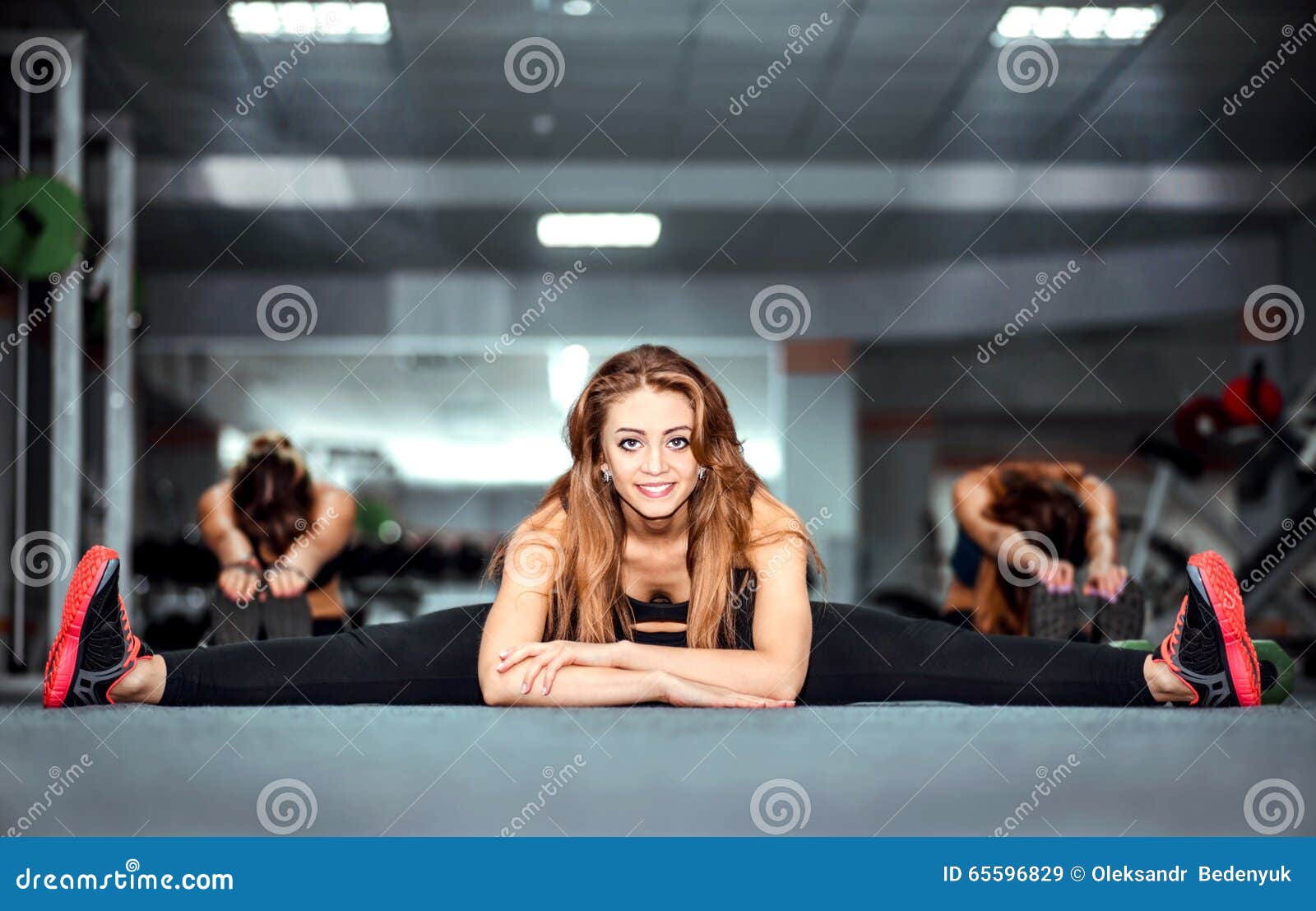 Three Young Girls Workout in the Gym Stock Image - Image of attractive ...