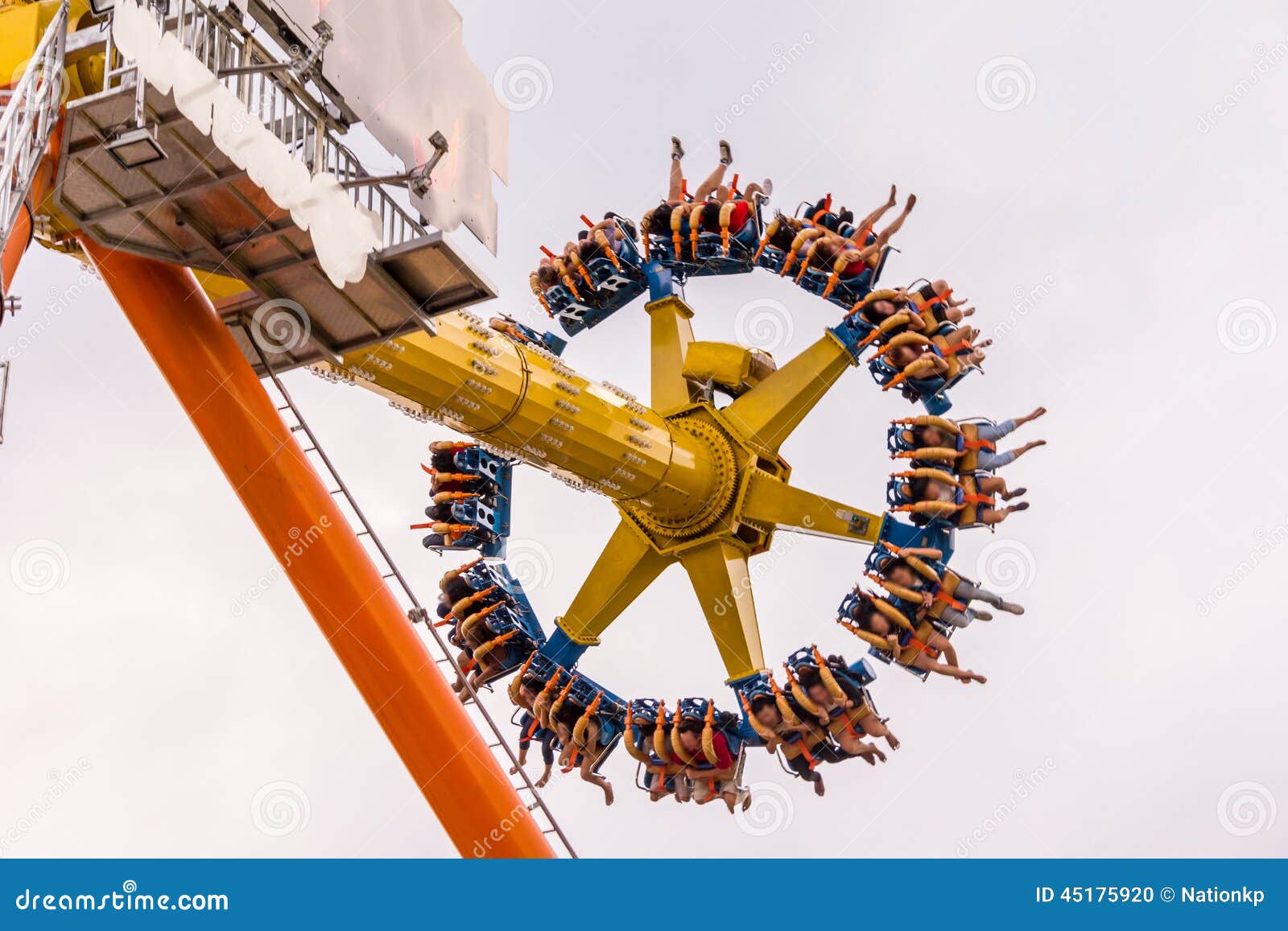 Thrill Ride Spinning in the Air Stock Photo - Image of park, animal ...