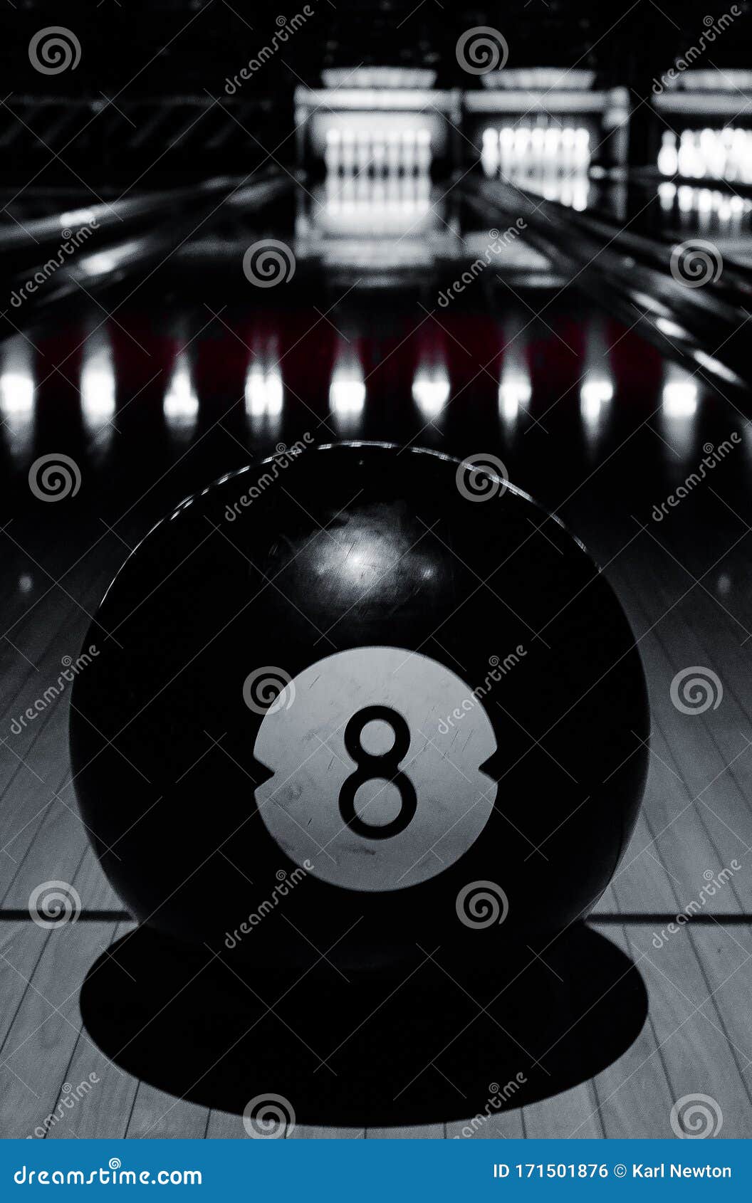 Throw an 8 Ball, Ten Pin Bowling Stock Photo - Image of ball, throw ...