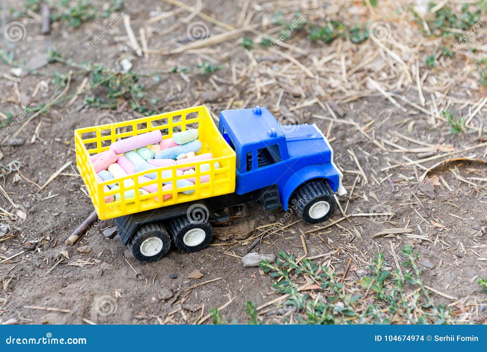 Throwing an Ax in the Trunk of a Tree in the Autumn in the Forest at ...