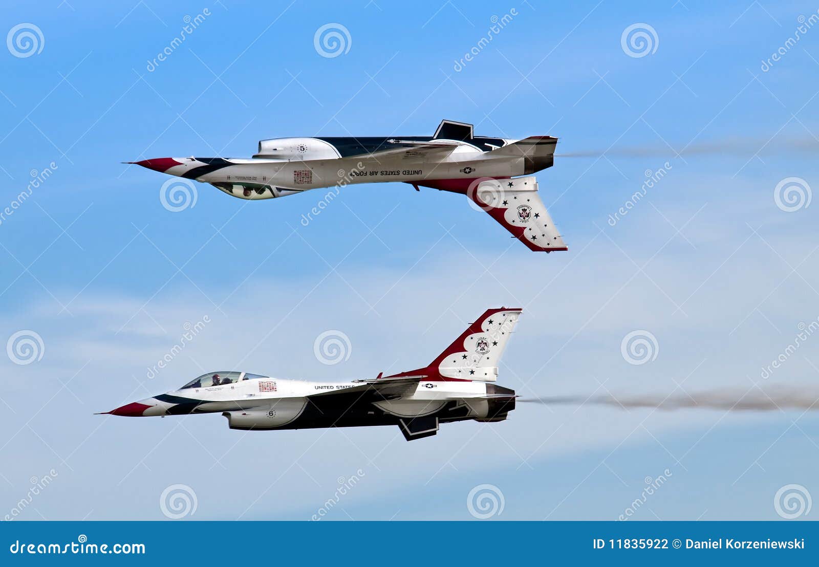 Thunderbirds Flight editorial photography. Image of pilot - 11835922