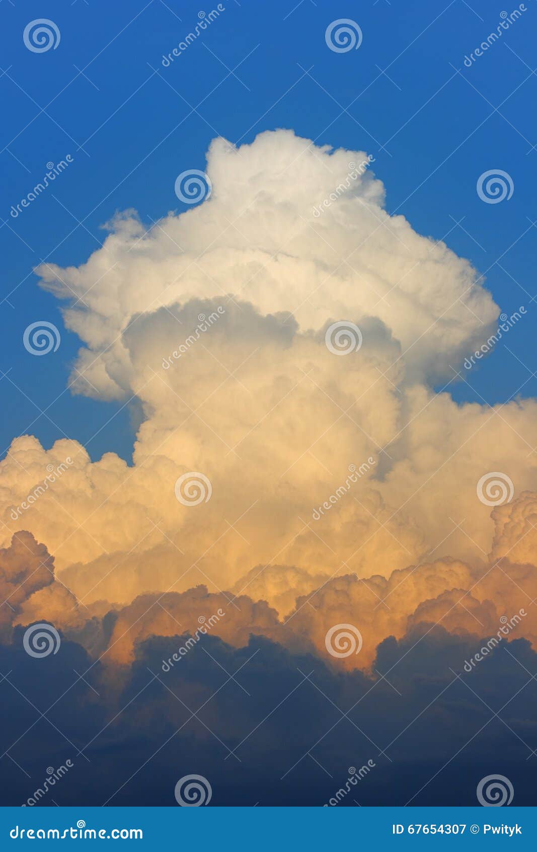 Thundercloud. stock image. Image of large, scenic, natural - 67654307