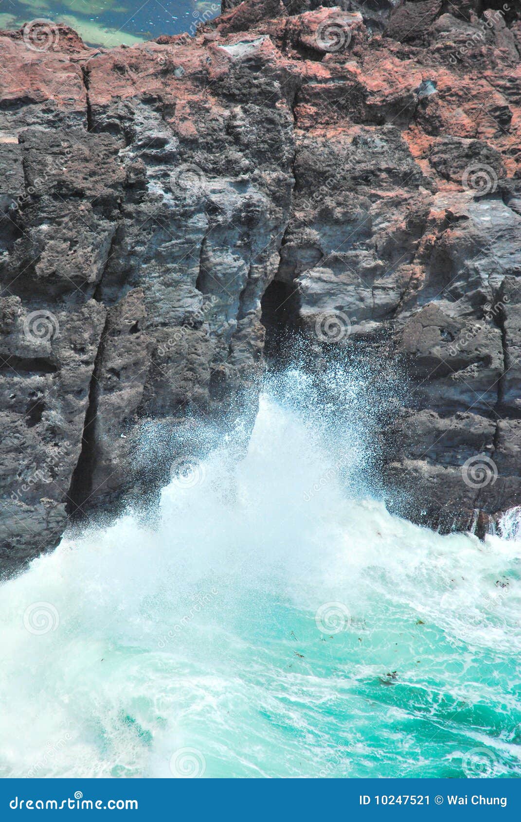 Thunderous Waves Splashing on Cliffs Stock Image - Image of ocean ...