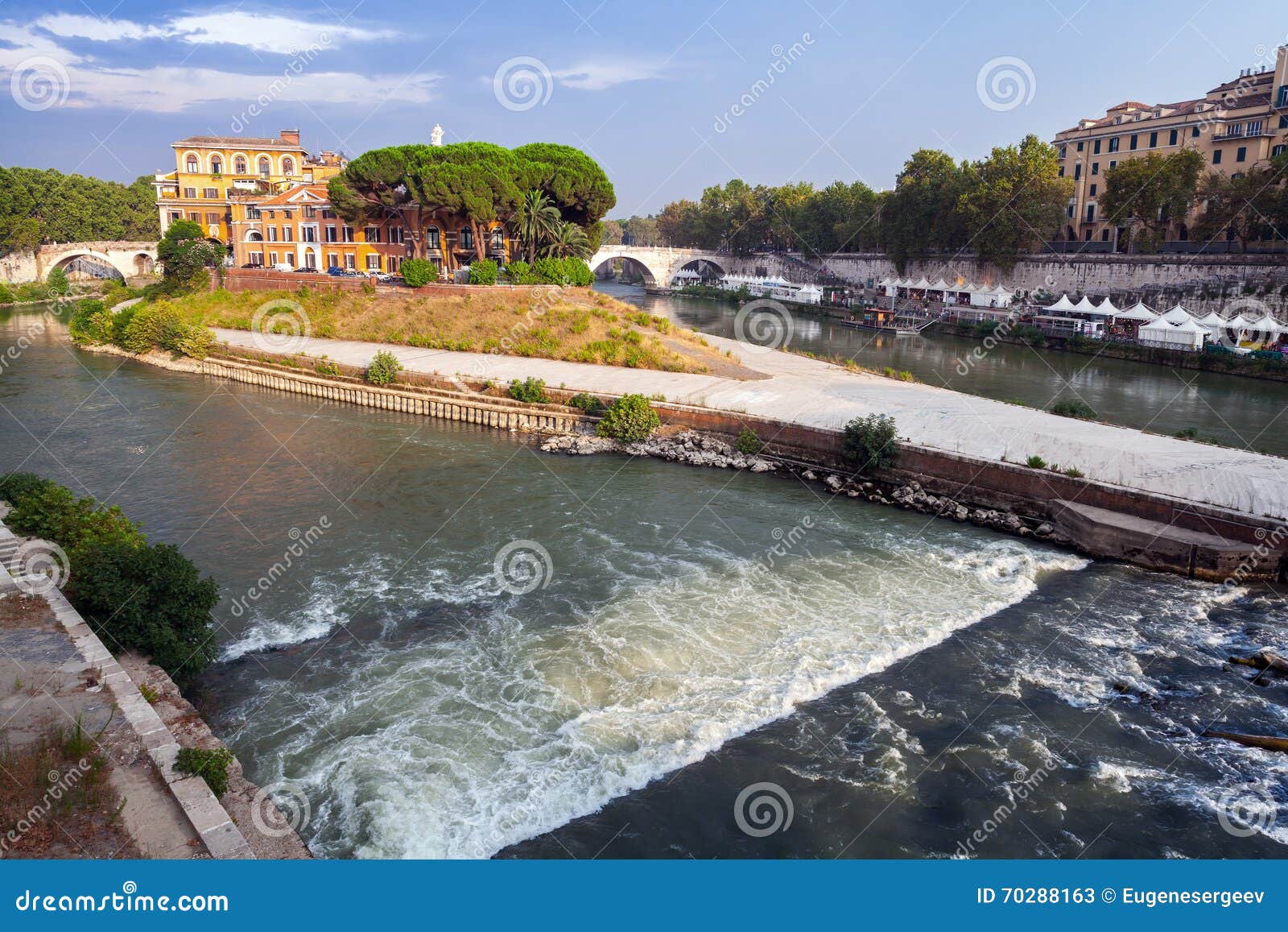 Tiber Island in Southern Bend of Tiber River Stock Image - Image of ...