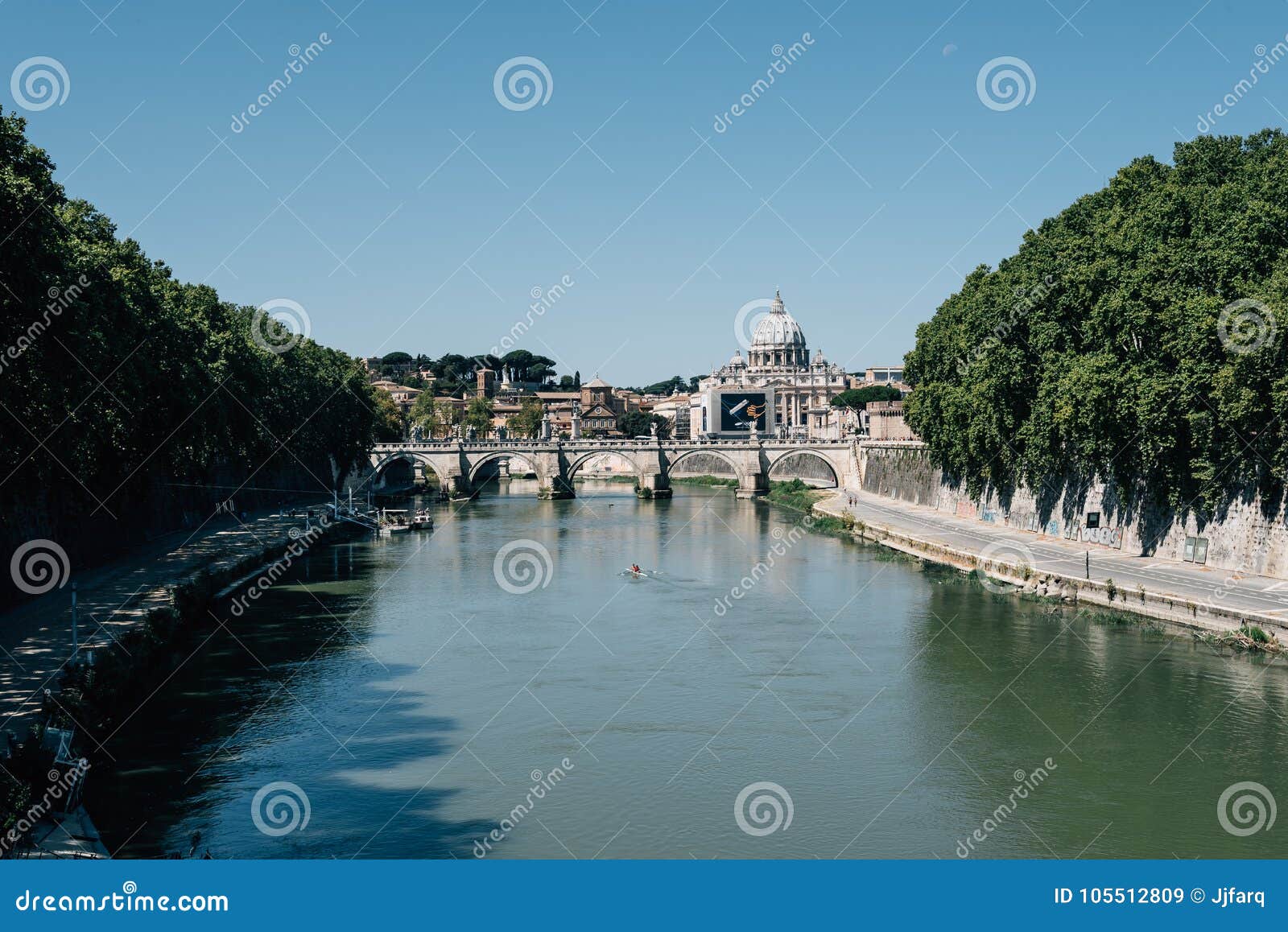 Tiber river in Rome editorial stock image. Image of europe - 105512809