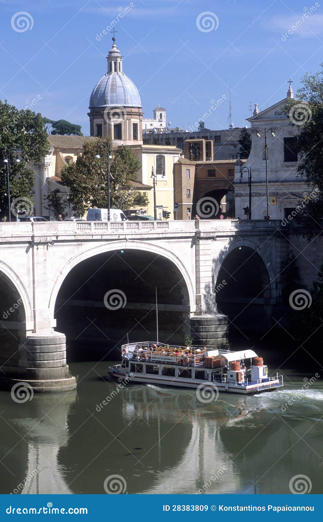Tiber in Rome editorial stock image. Image of architecture - 28383809