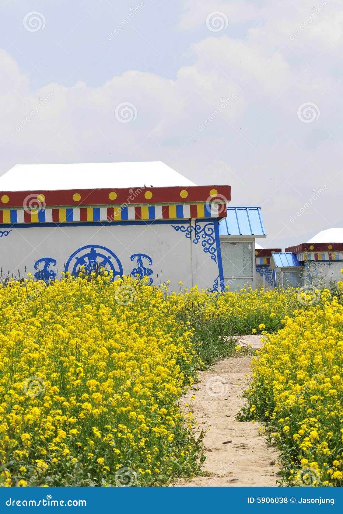 Tibet House Picture. Image: 5906038