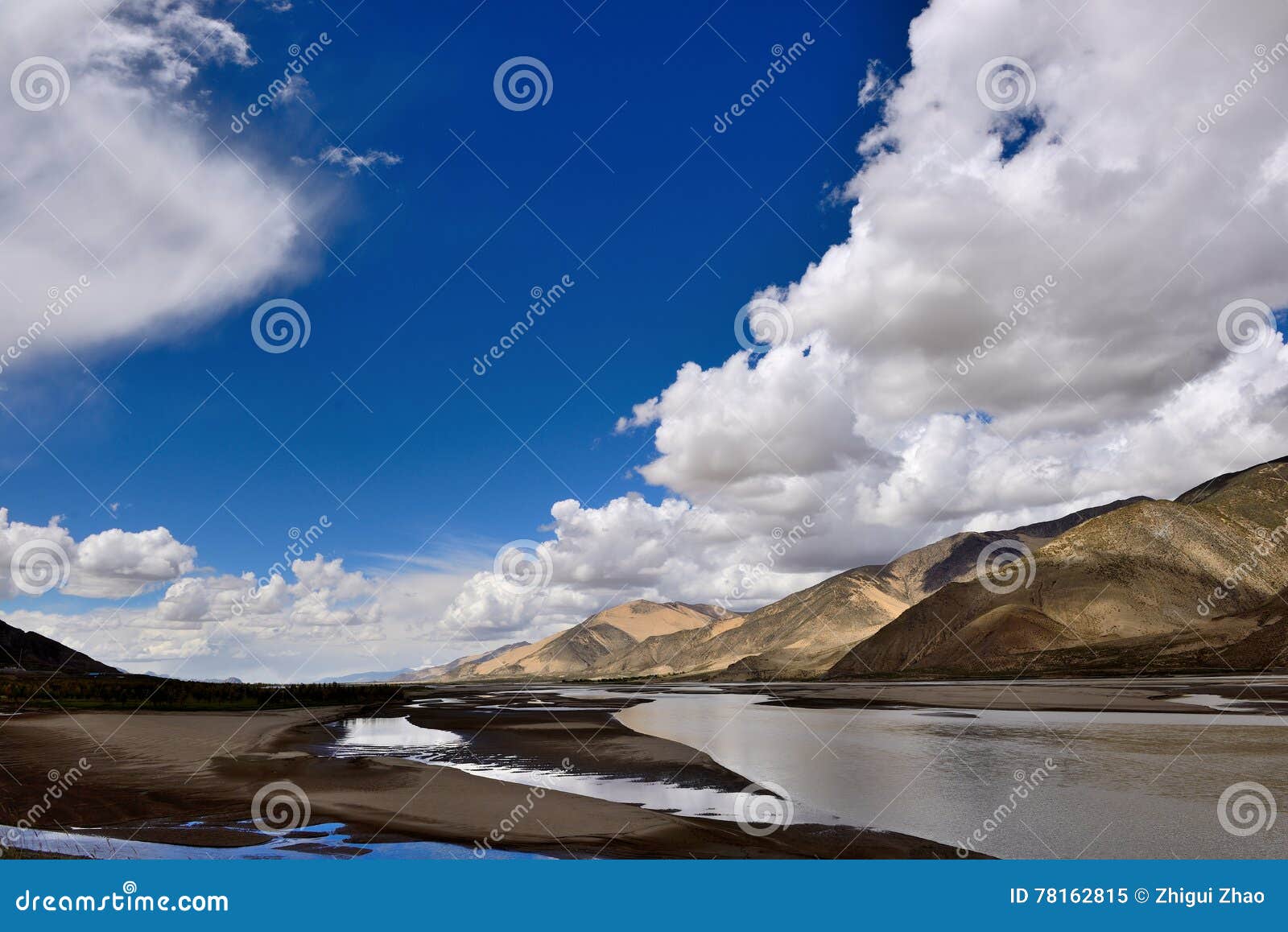 Tibet o Rio Brahmaputra imagem de stock. Imagem de cultura - 78162815