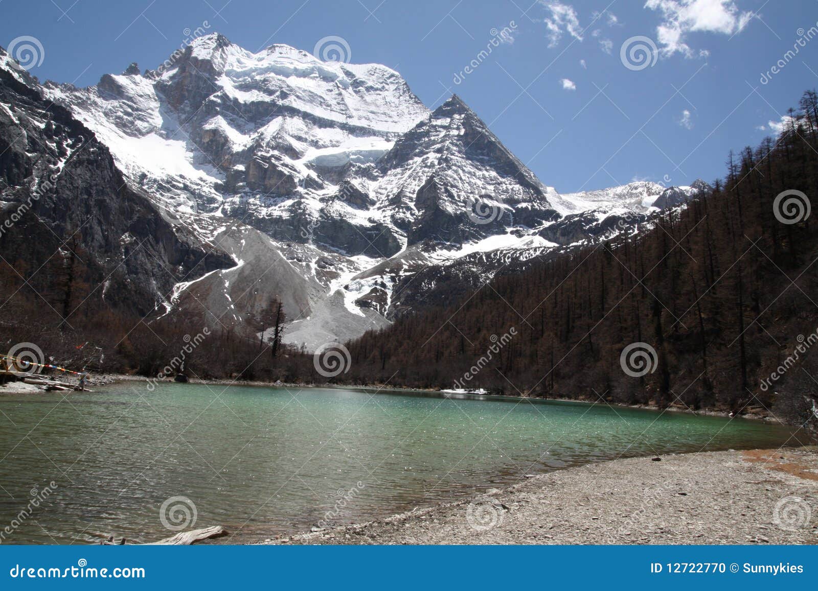 Tibet Pearl Lake stock photo. Image of lake, snow, transparent - 12722770
