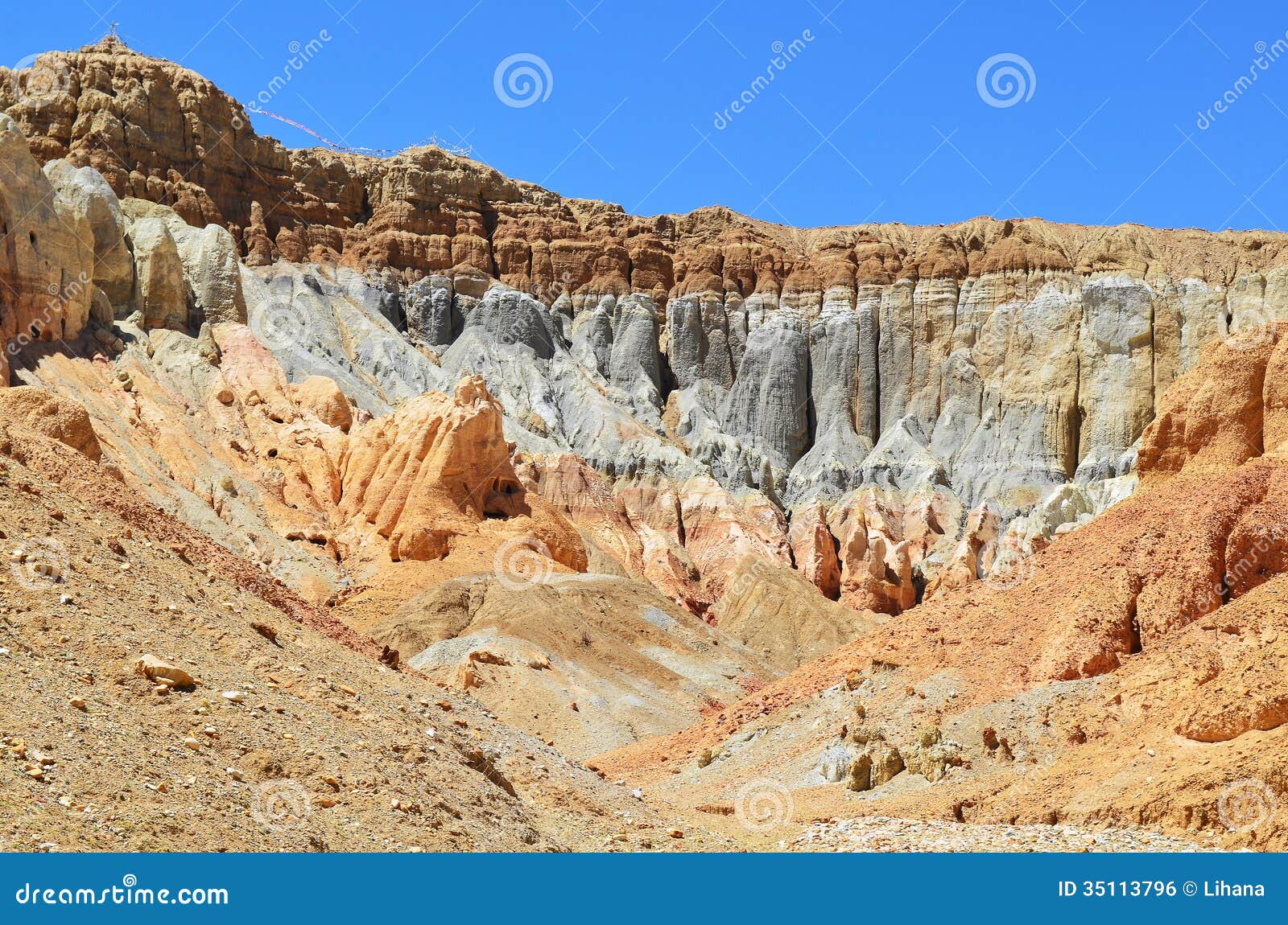 Tibet.Rocks And Caves In The Valley Of The Garuda Picture. Image: 35113796