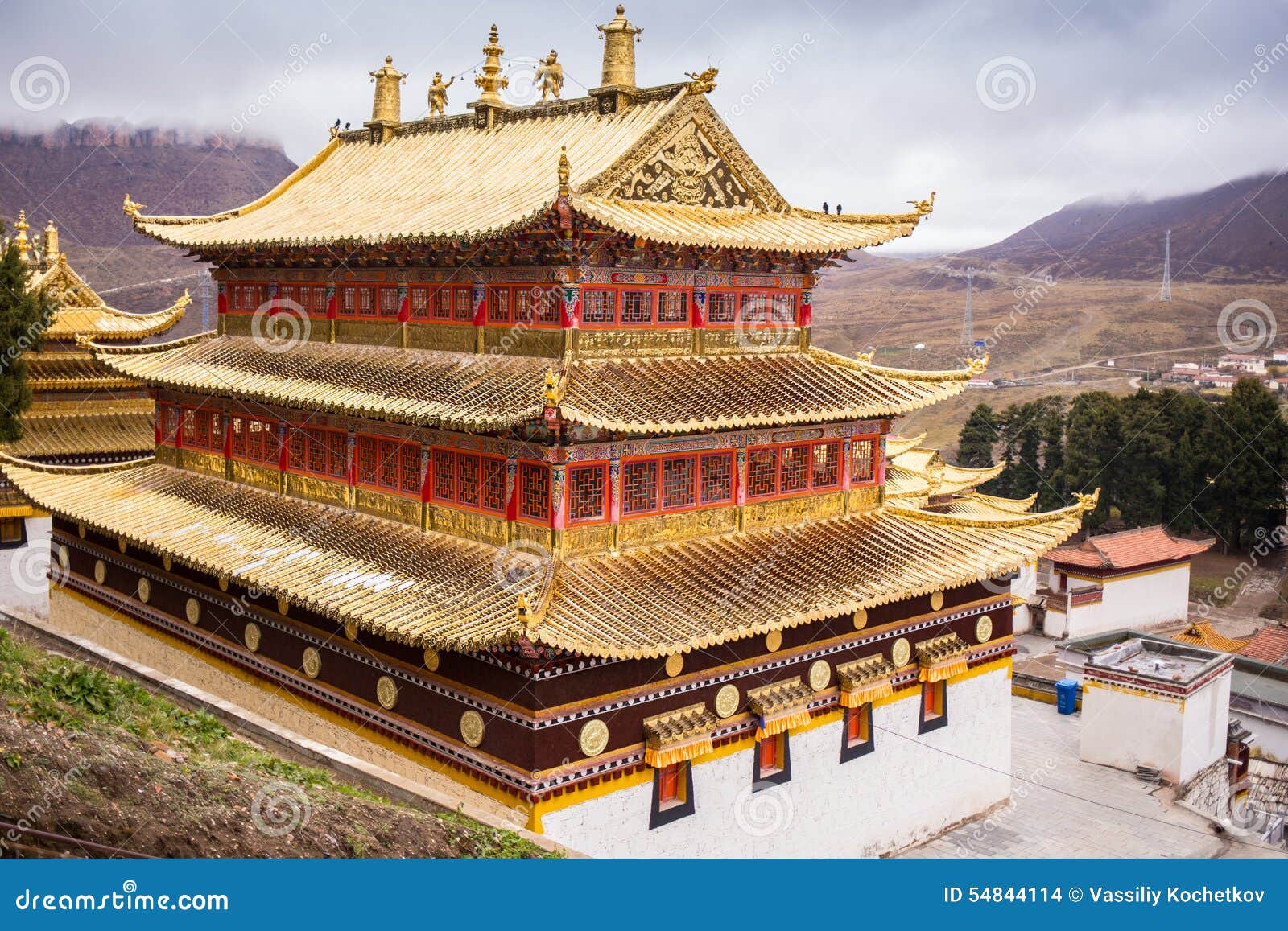 Tibetan Buddhist Monastery in China Stock Photo - Image of prayer ...