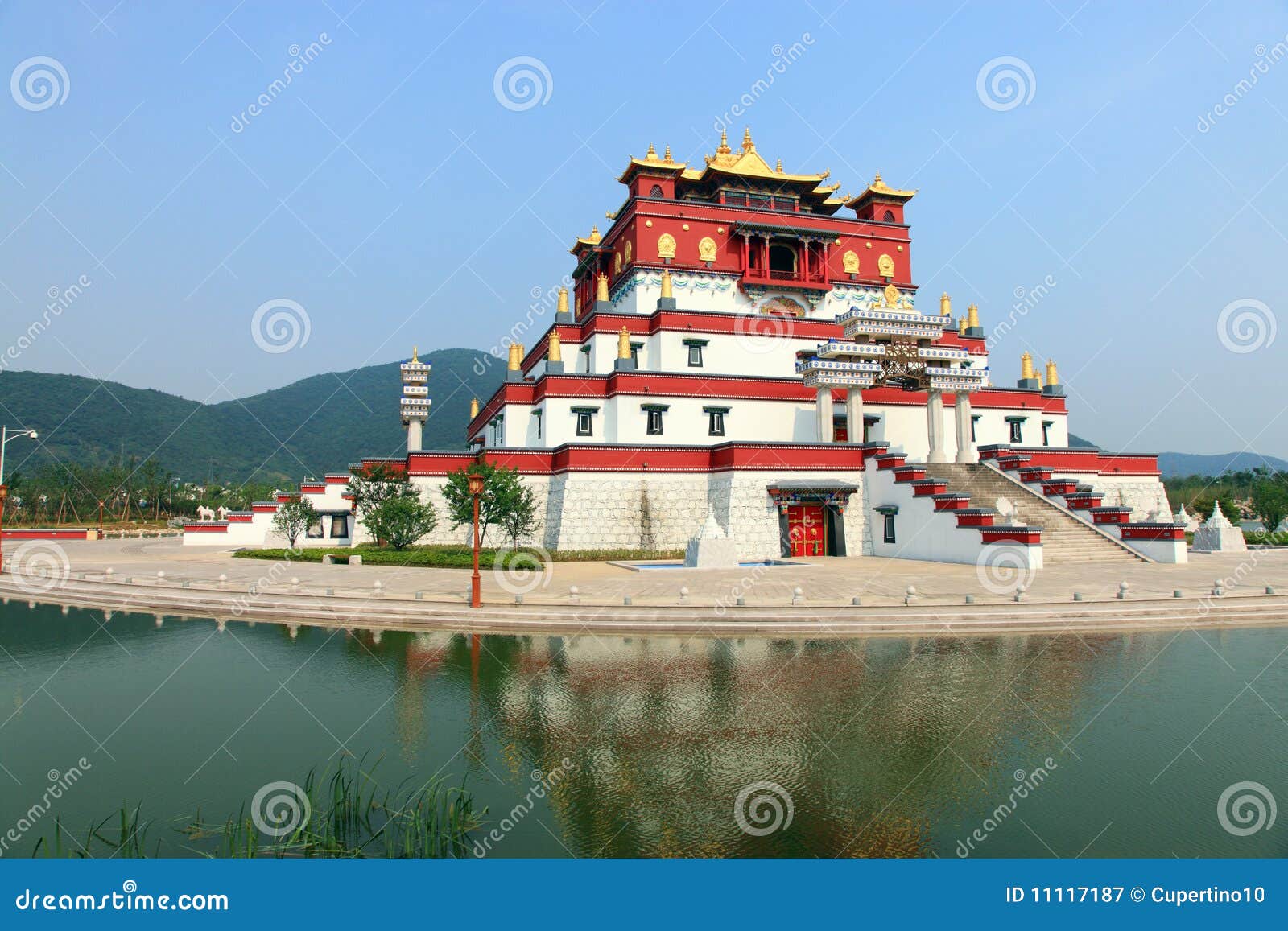 Tibetan building stock image. Image of tibetan, china - 11117187