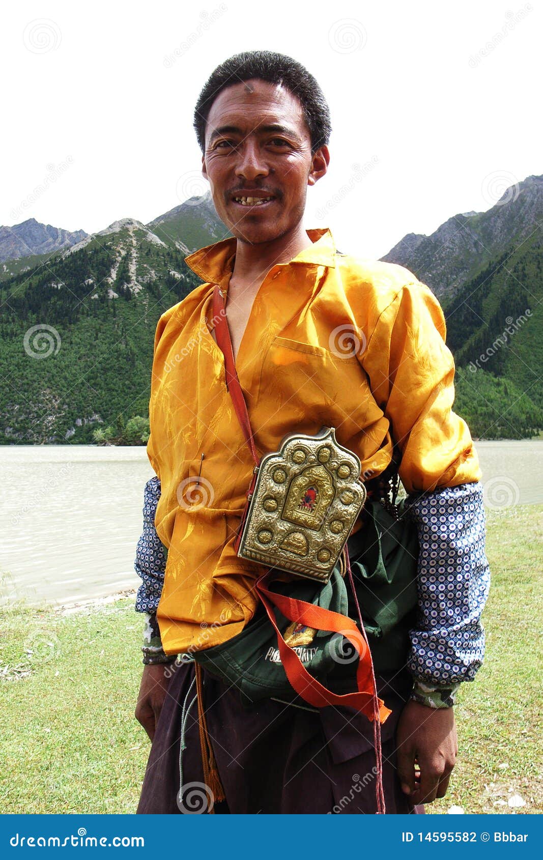 Tibetan man editorial photography. Image of face, prayer - 14595582