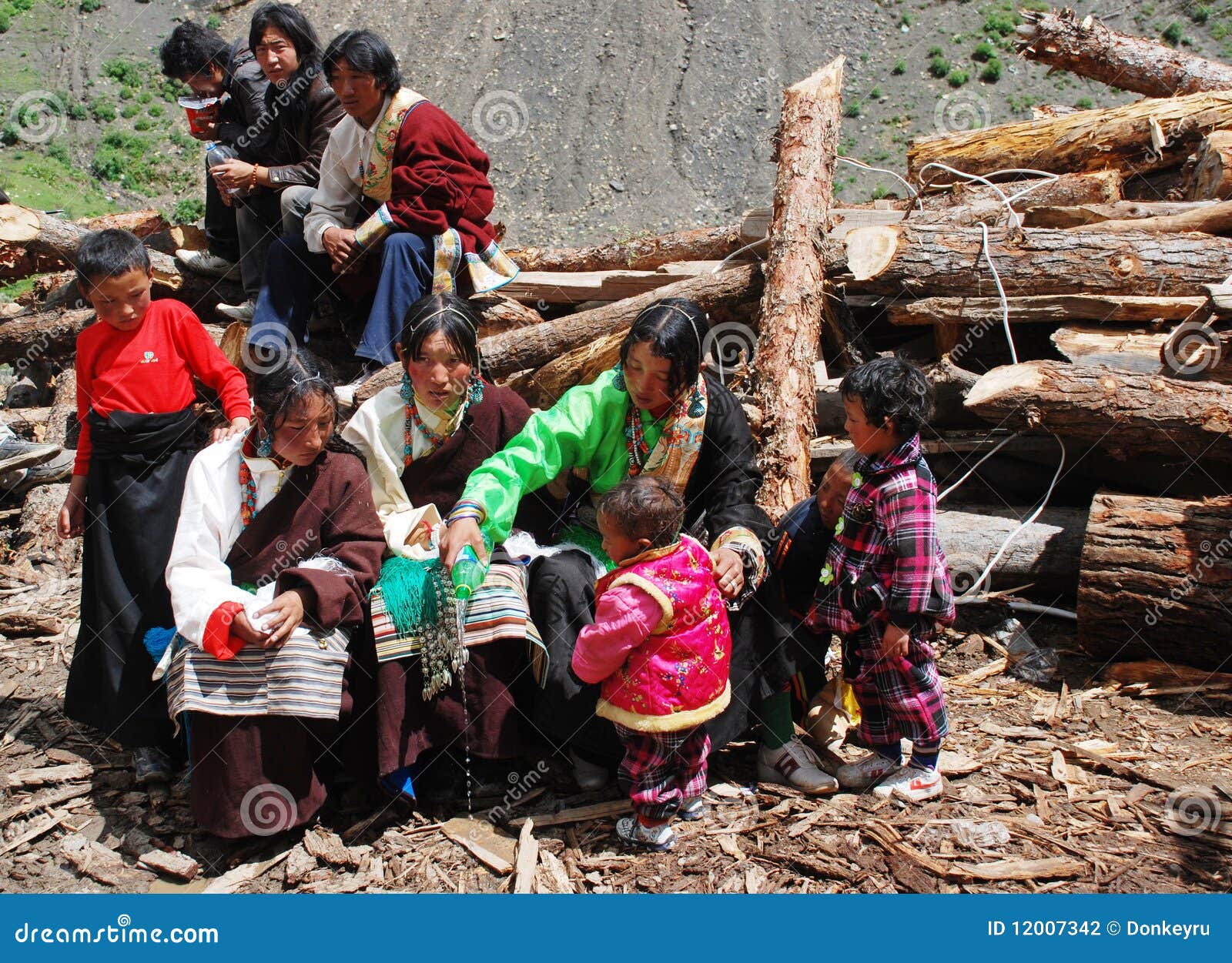 Tibetans editorial photography. Image of girls, tibetan - 12007342