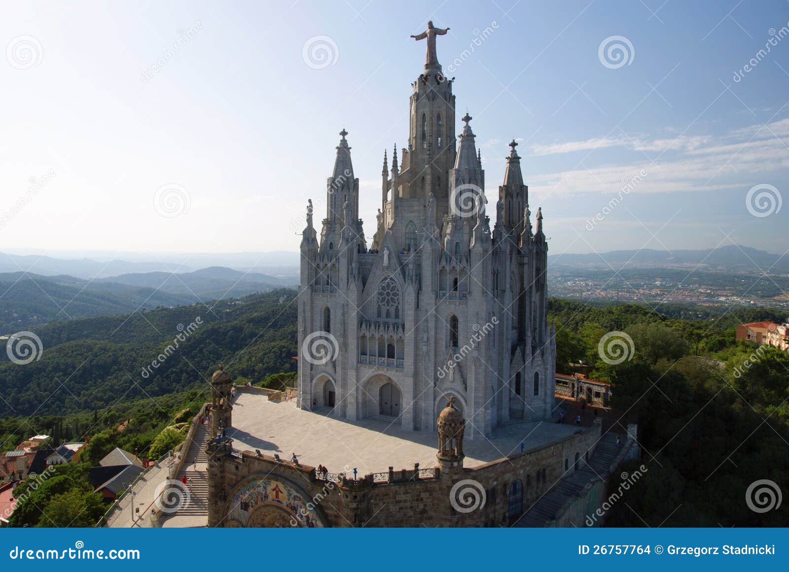 Tibidabo kościół zdjęcie stock. Obraz złożonej z breathtaking - 26757764