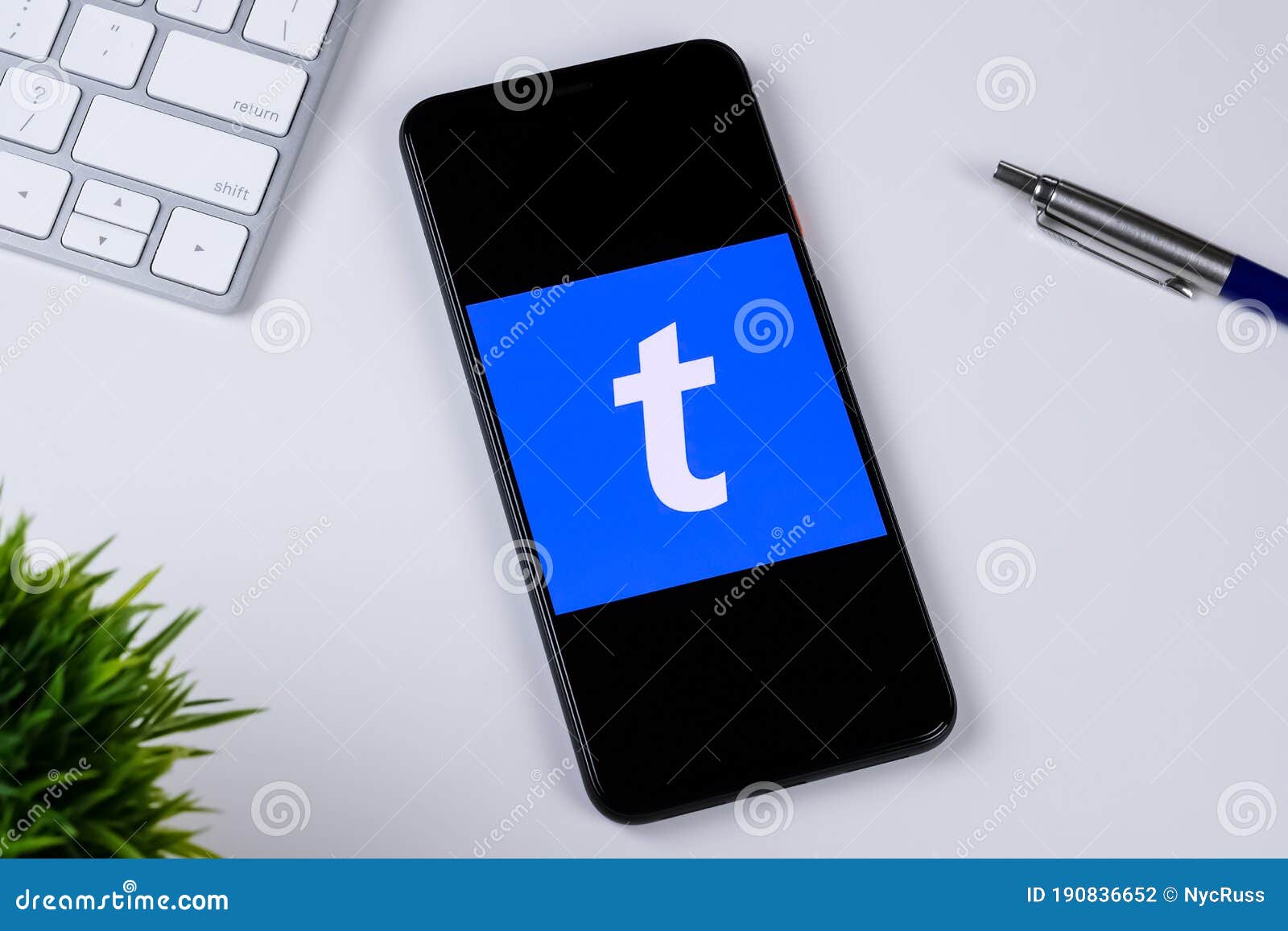 Ticketmaster App Logo on a Smartphone Screen. Editorial Photography ...