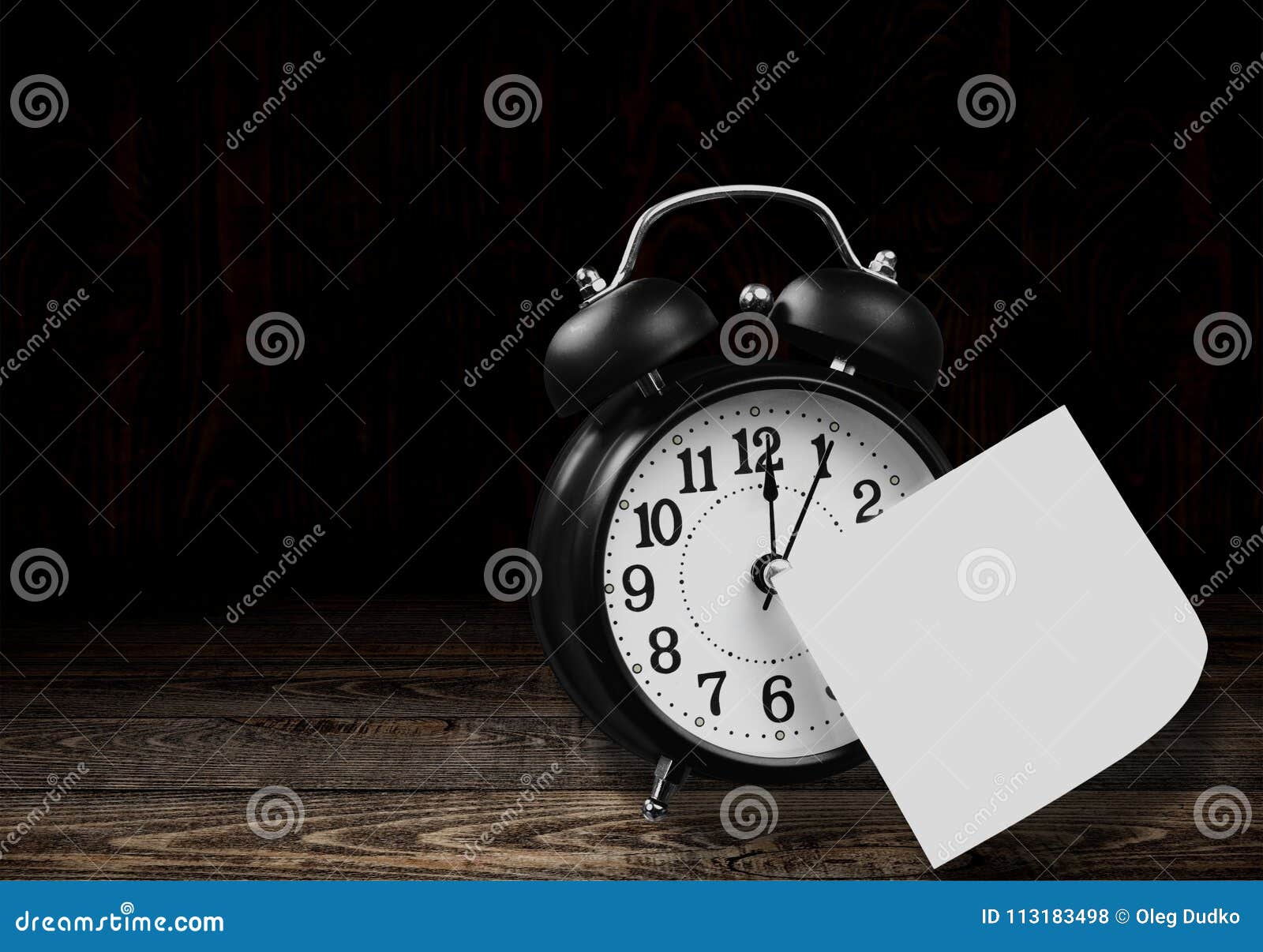 Tid arkivfoto. Bild av gammalt, enkelt, papper, fotografi - 113183498