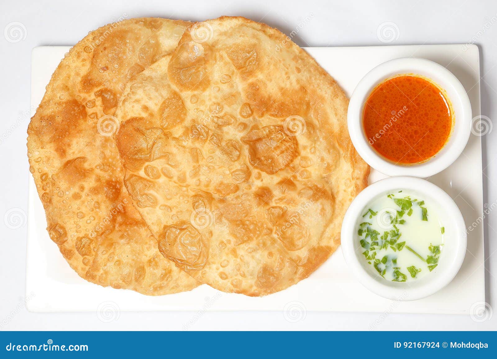 Tiefer Fried Puri Luchi stockfoto. Bild von indisch, bhaji - 92167924