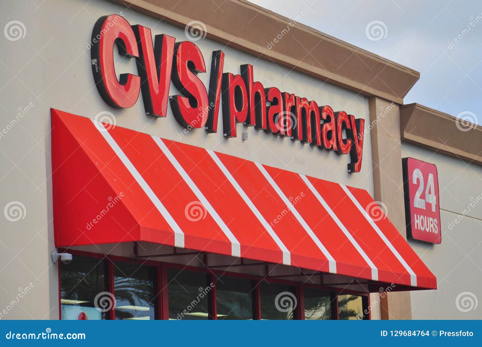 Tienda De La Farmacia De CVS Imagen de archivo editorial - Imagen de ...