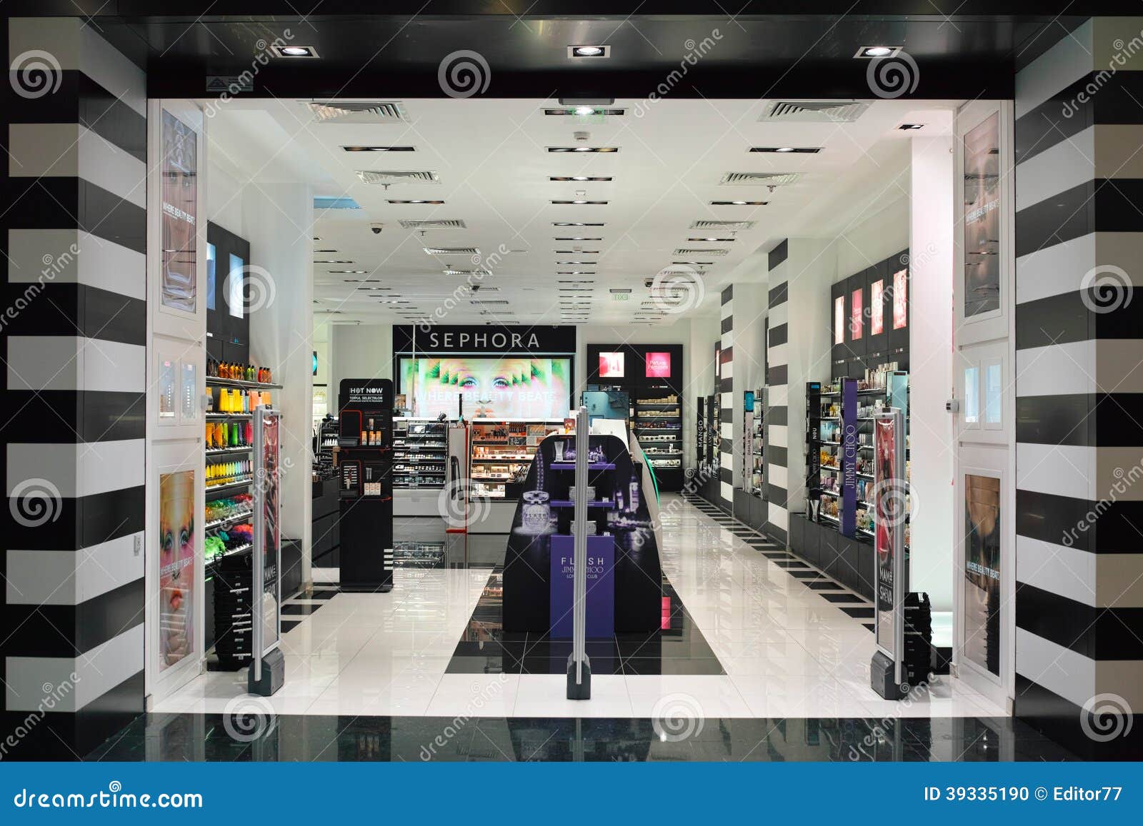 Tienda de la perfumería imagen editorial. Imagen de aroma - 39335190