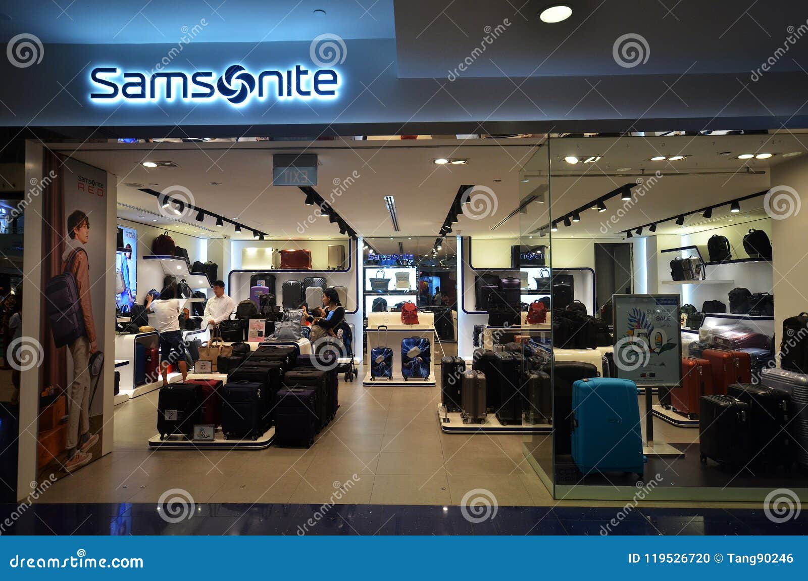 Tienda De Samsonite En Singapur Imagen editorial - Imagen de bagaje ...