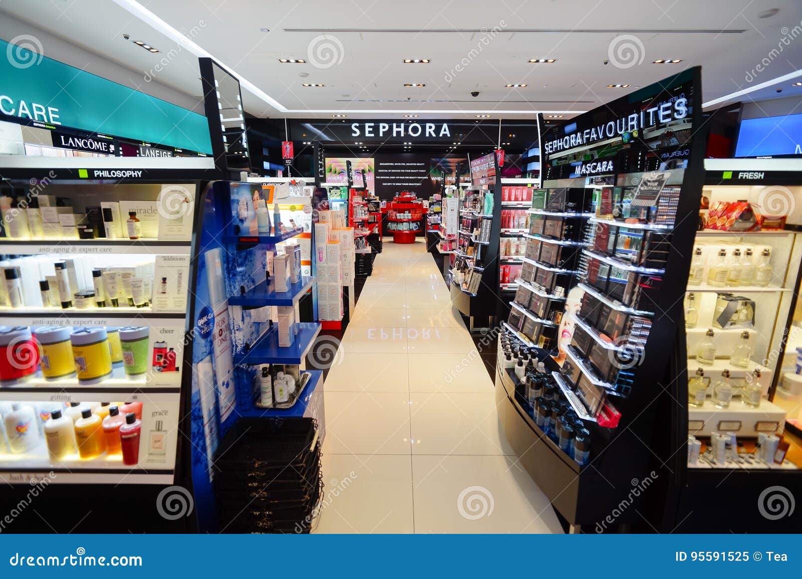 Tienda de Sephora imagen editorial. Imagen de asia, editorial - 95591525