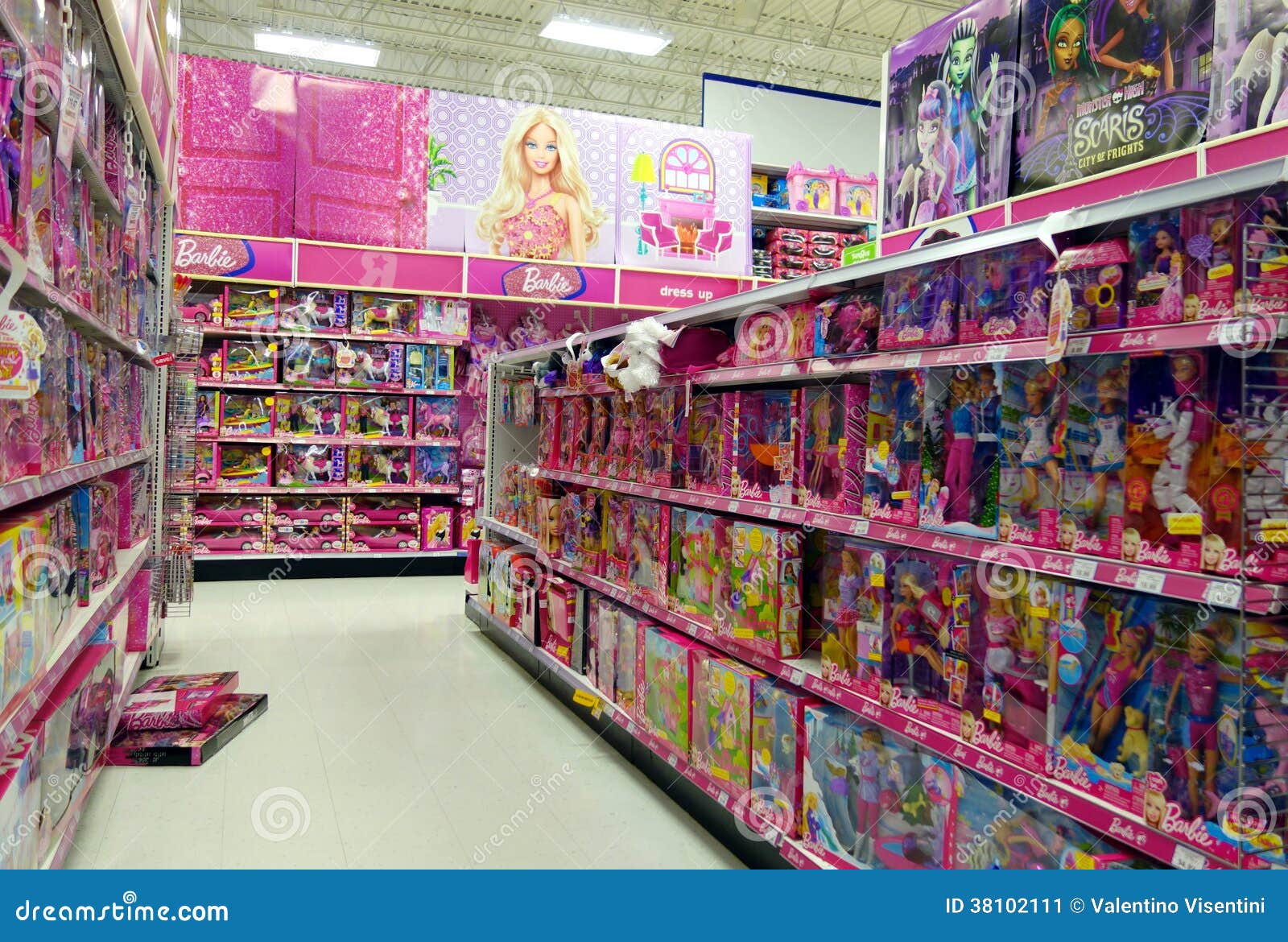 Tienda De Toys R Us Foto editorial - Imagen: 38102111