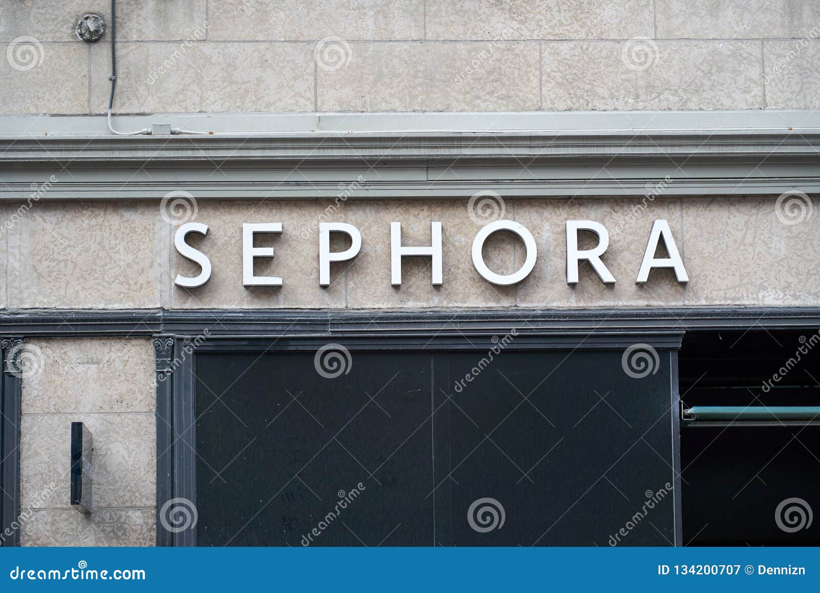 Tienda Y Logotipo De Sephora Fotografía editorial - Imagen de editorial ...