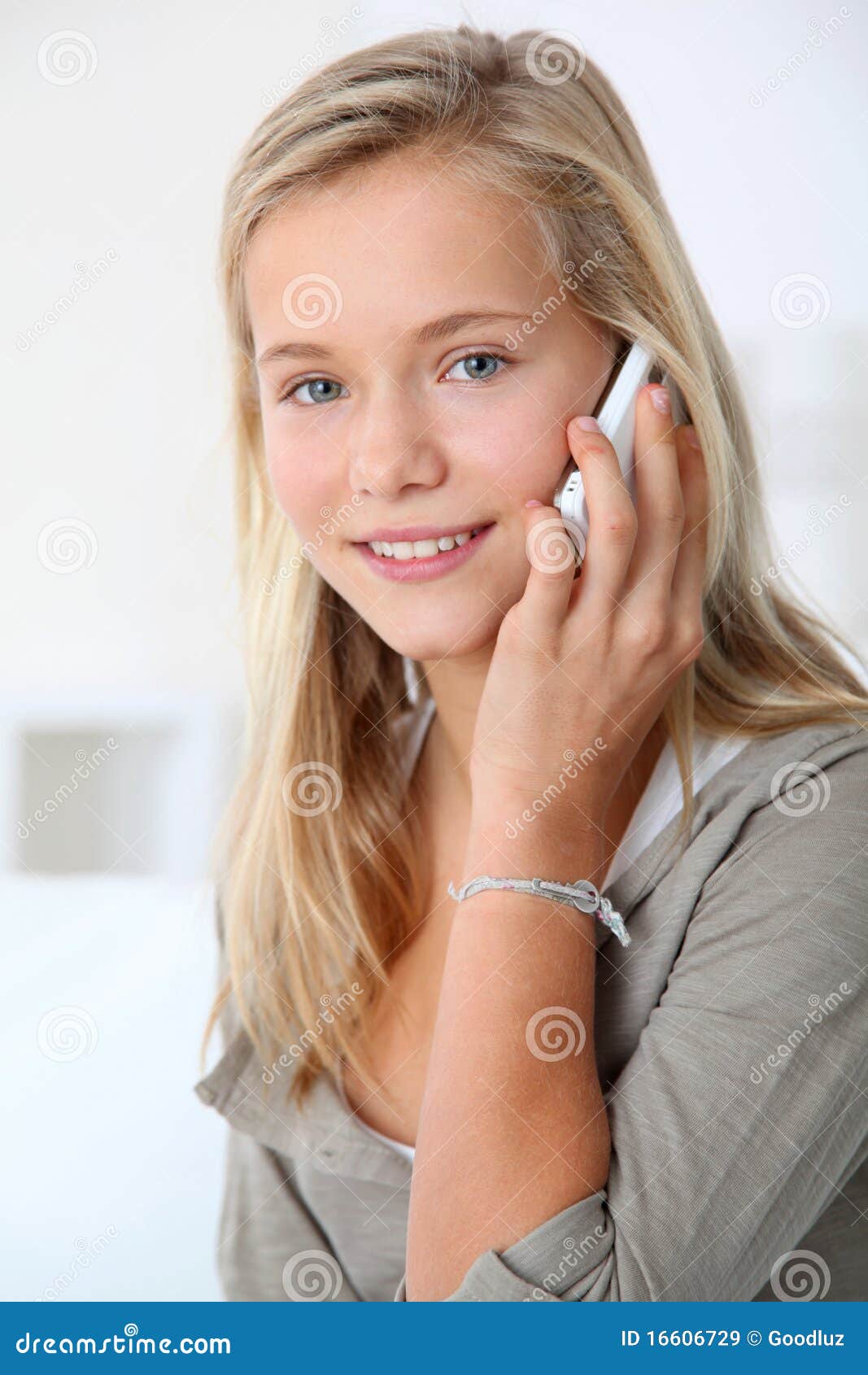 Tieners En Mobiele Telefoons Stock Afbeelding - Image of telefoon ...