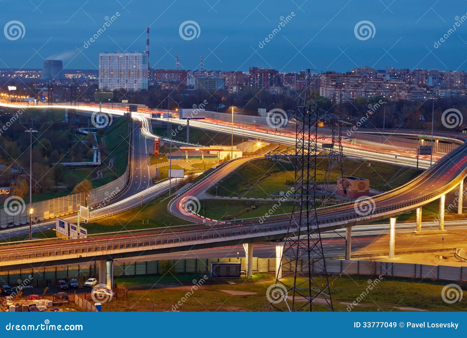 Tiered road junction stock image. Image of highway, loop - 33777049