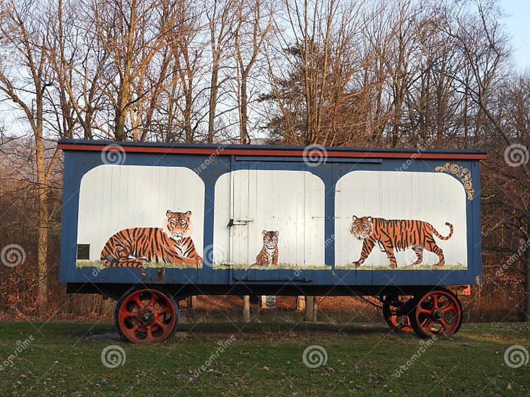 Little York Lake Dwyer Park Antique Tiger Train Car Editorial Stock ...