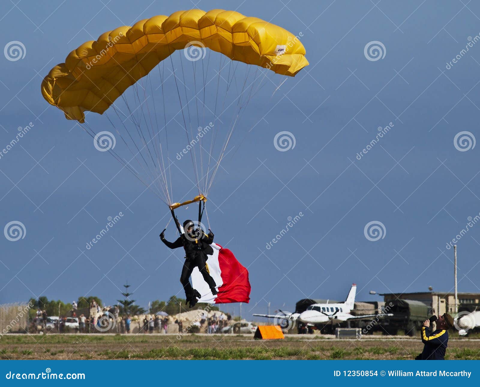 Tigers FreeFall Parachute Team Editorial Stock Image - Image of ...