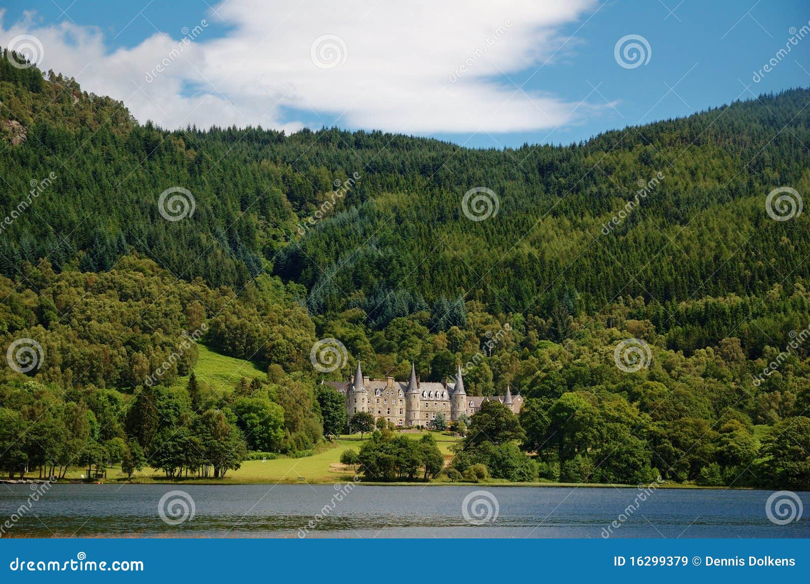 Tigh Mor Castle, Loch Achray Stock Image - Image of achray, great: 16299379