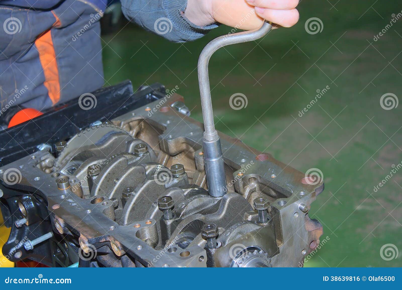 Tightening connecting rod stock photo. Image of camshaft - 38639816