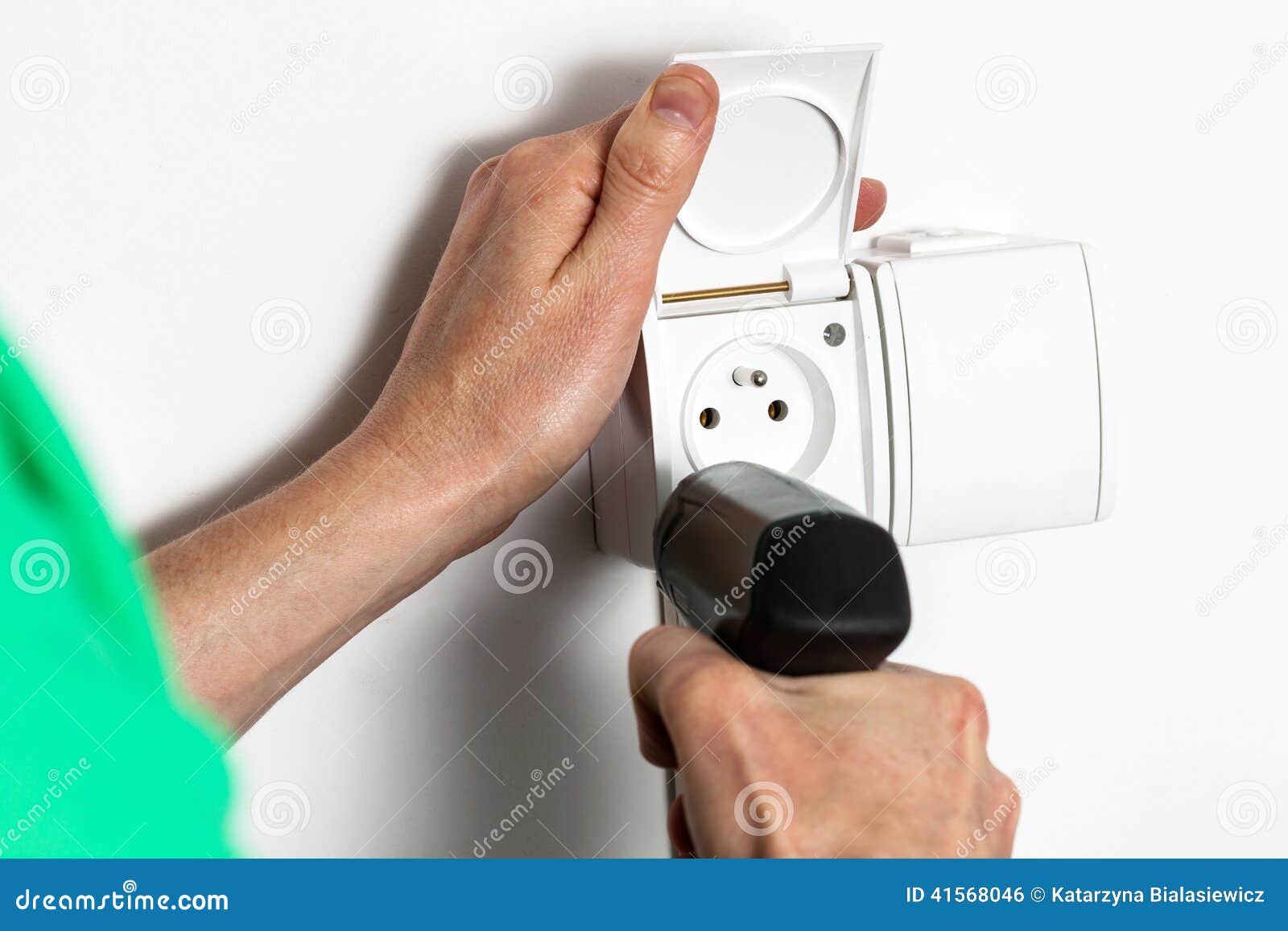 Tightening a socket stock photo. Image of male, repair - 41568046