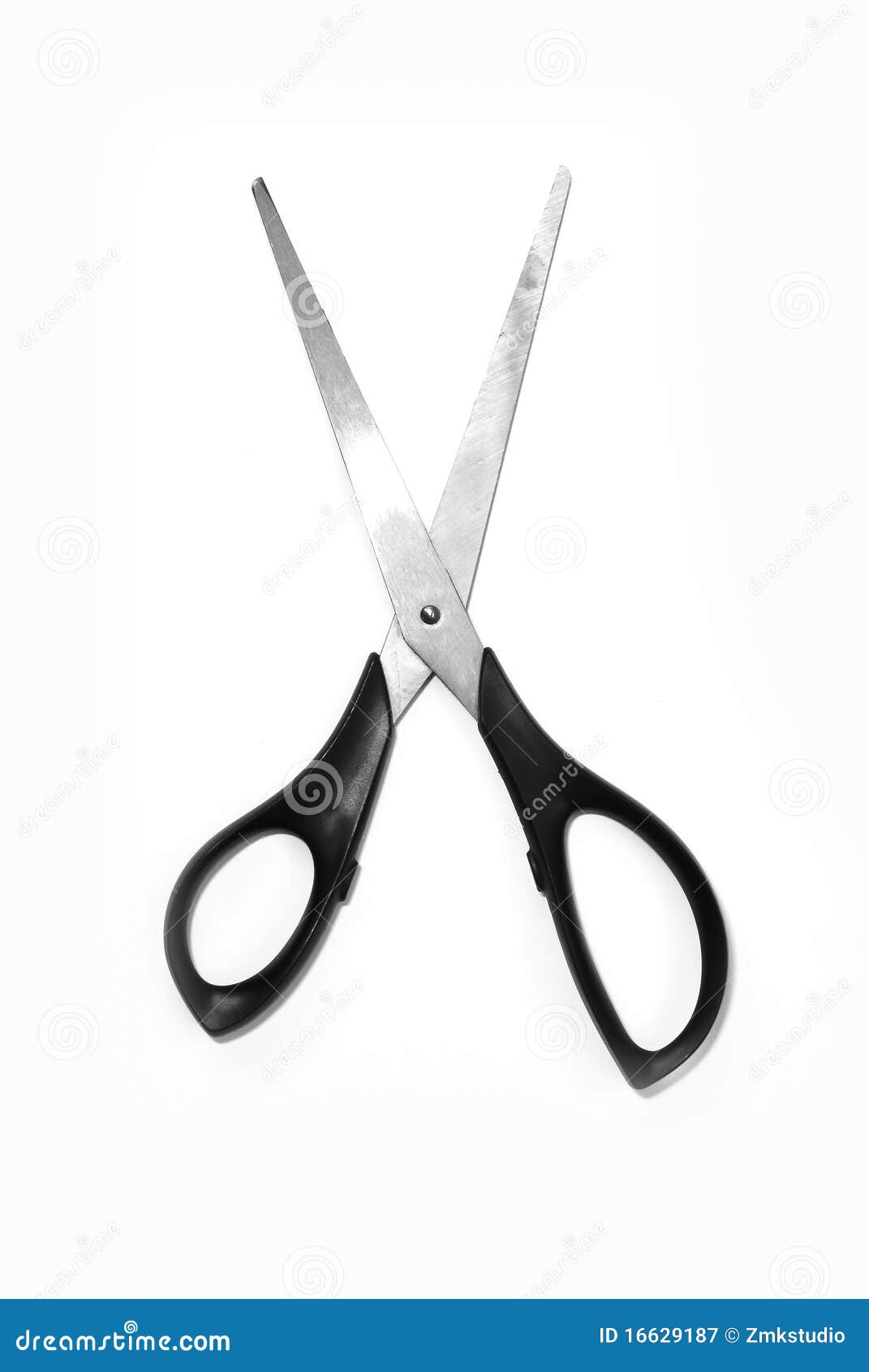 Tijeras aisladas imagen de archivo. Imagen de sencillo - 16629187