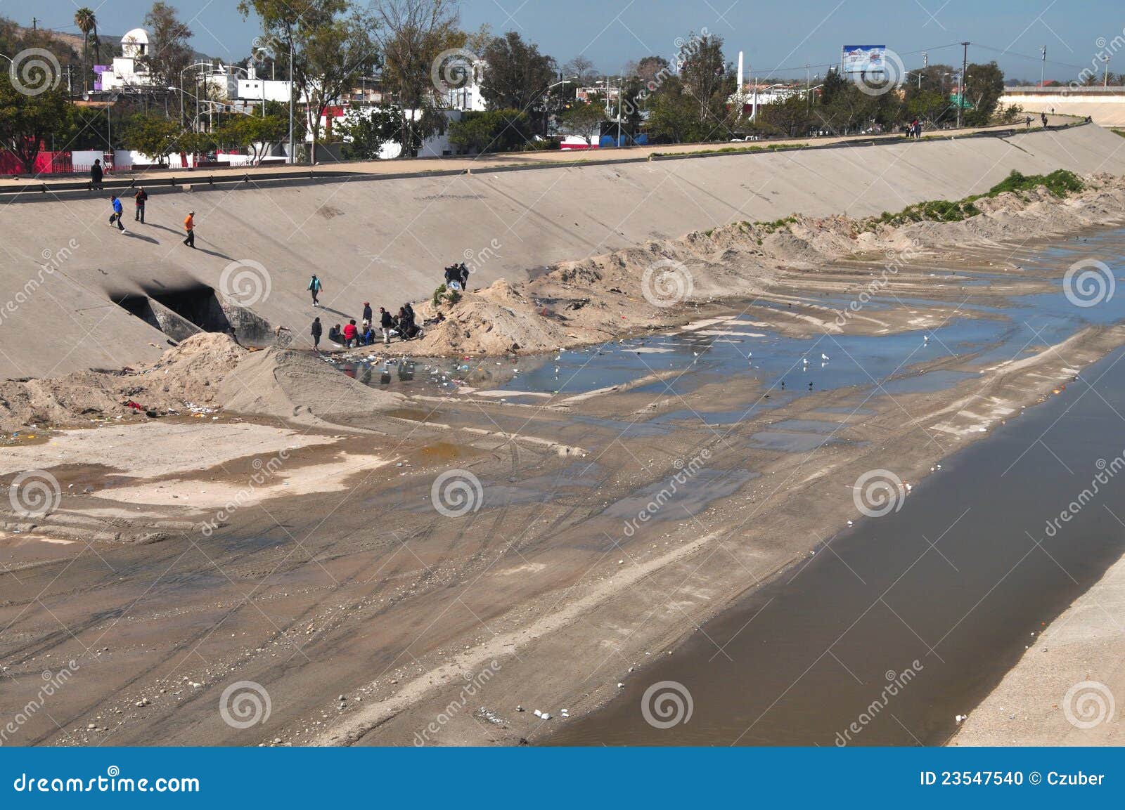 Tijuana River editorial image. Image of vagabonds, poor - 23547540