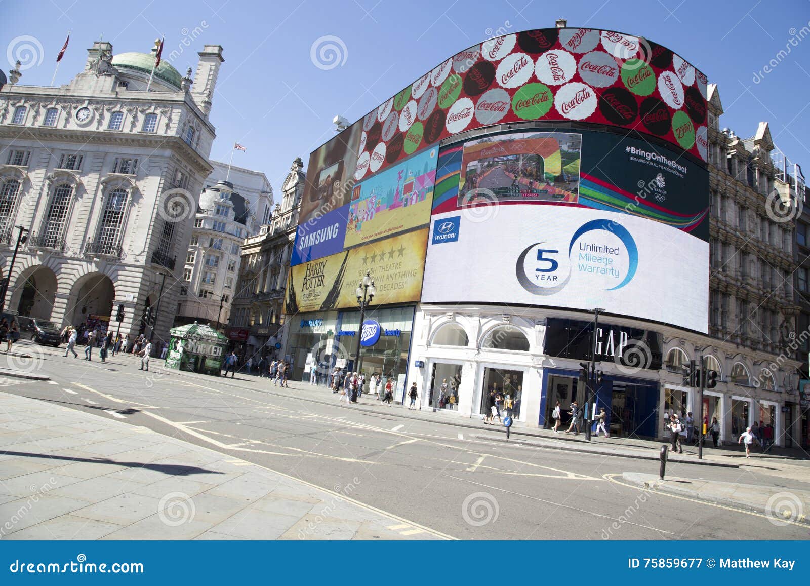 Tilted View of Large Screen in Piccadilly Circus. Editorial Photography ...