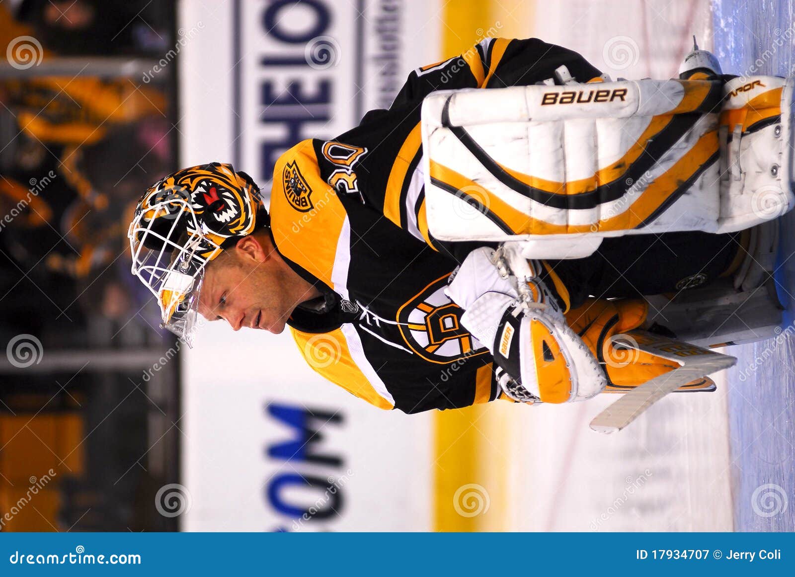 Tim Thomas Boston Bruins editorial photography. Image of thomas - 17934707
