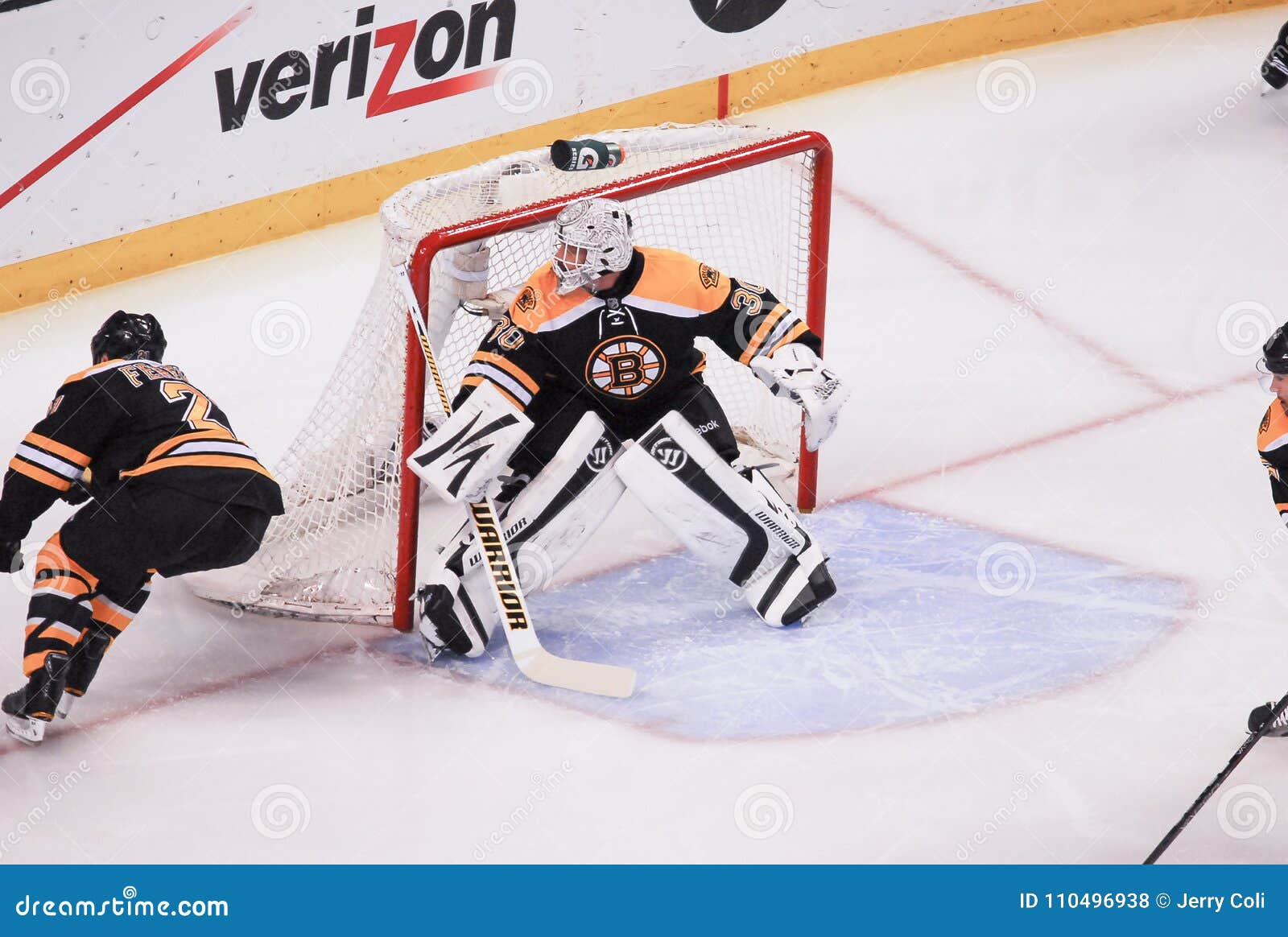 Tim Thomas editorial stock photo. Image of goalie, hold - 110496938