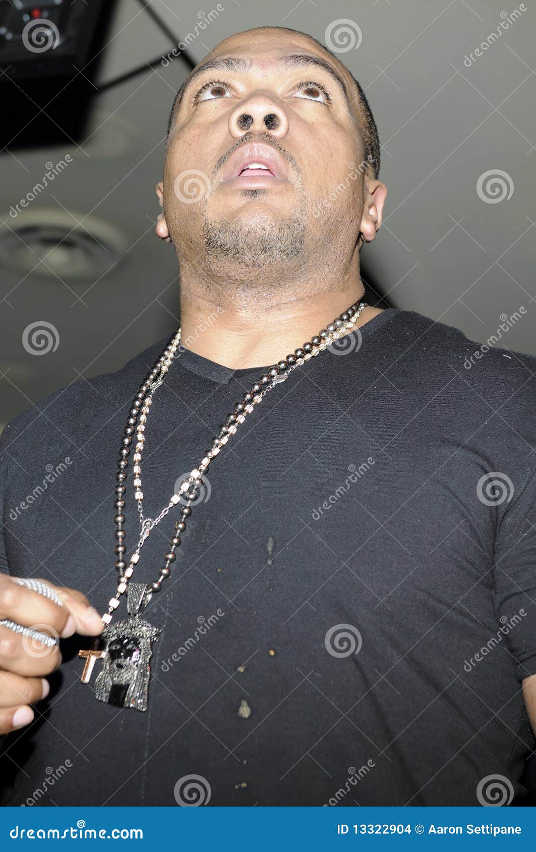 Timbaland performing live. editorial stock image. Image of music - 13322904