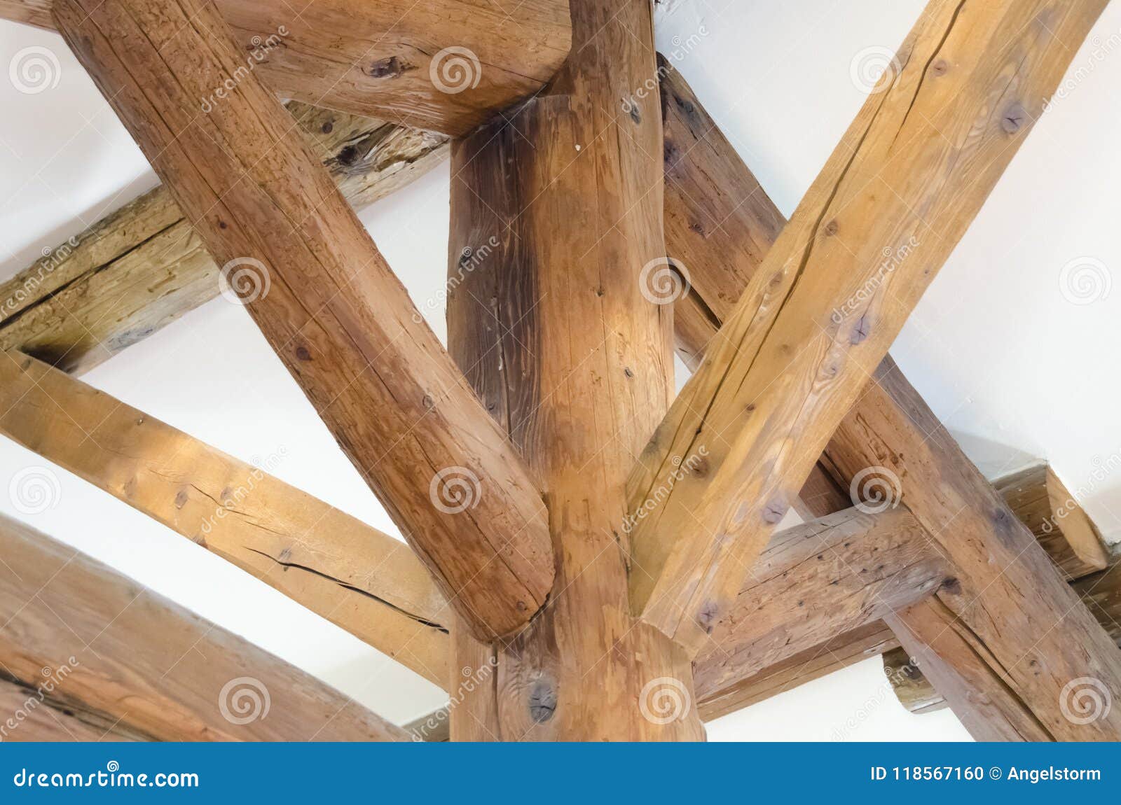 Timber Beams Of A Roof Forming A Circular Skylight Stock Photography ...