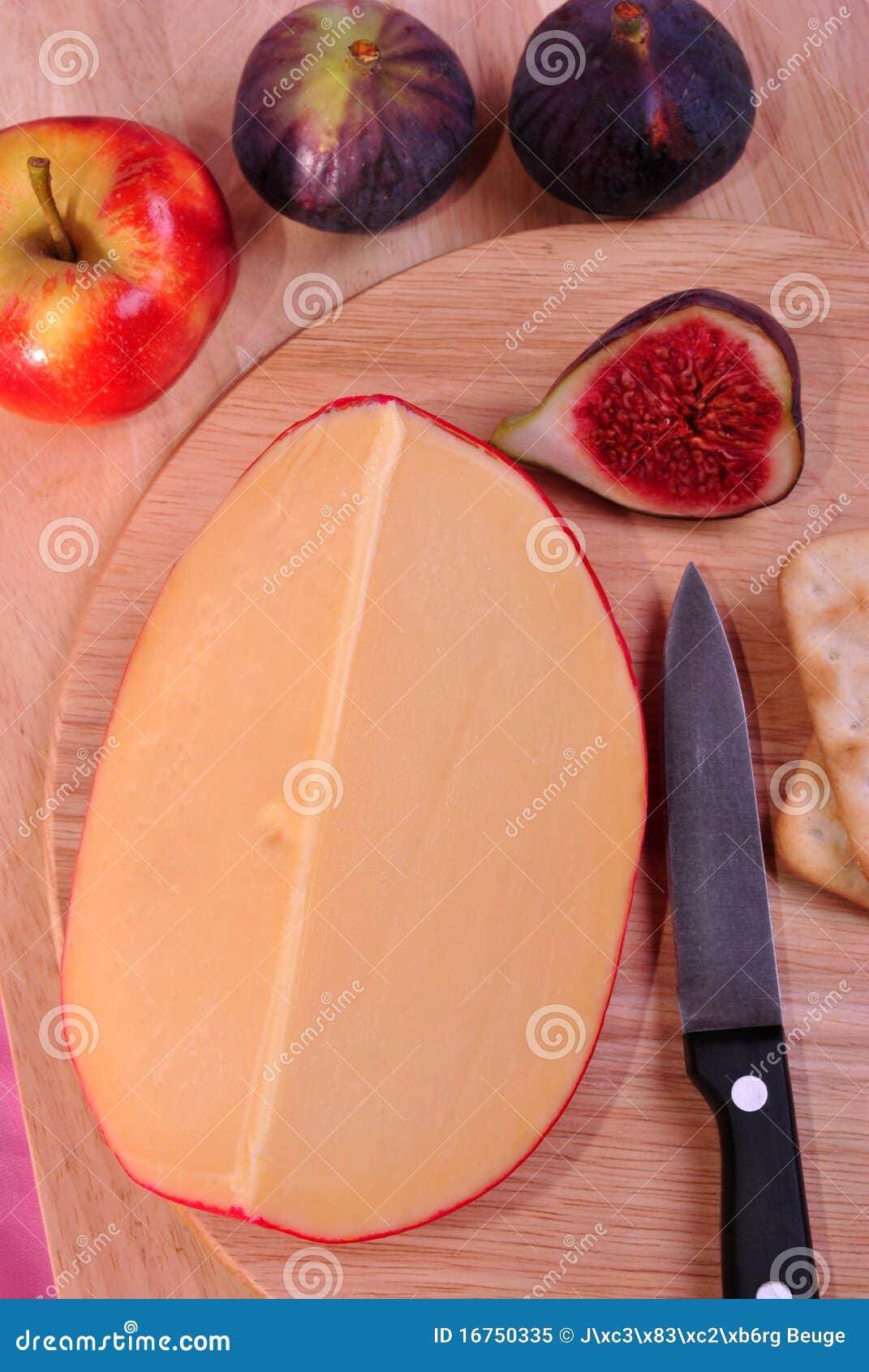 Timber Board with Organic Gouda Cheese Stock Image - Image of hard ...