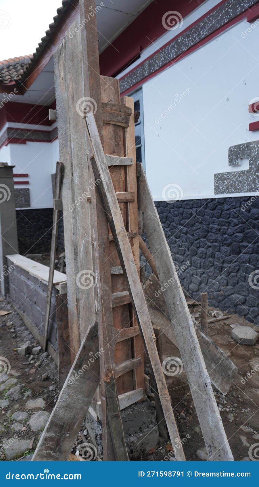 Timber Formwork with Metal Reinforcement is a Construction Method Used ...