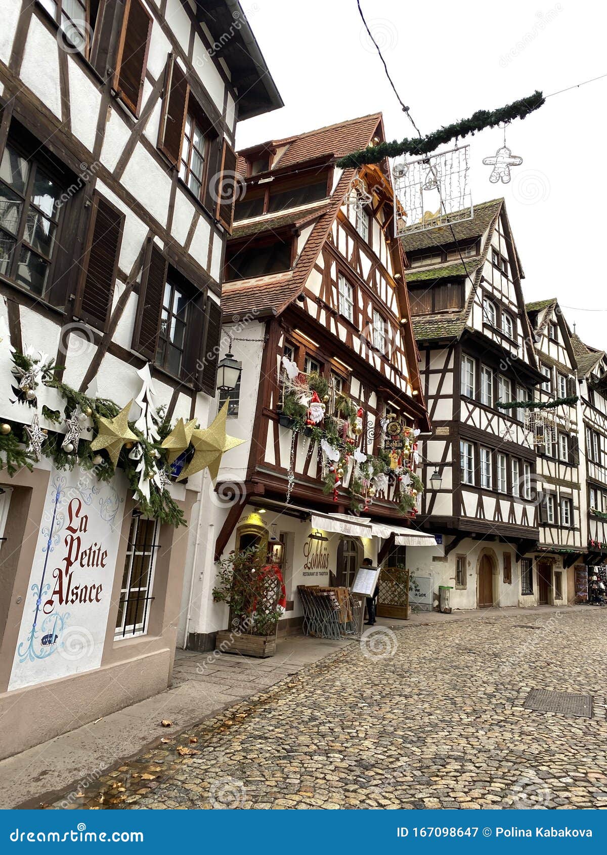 Timber framing houses editorial photography. Image of houses - 167098647